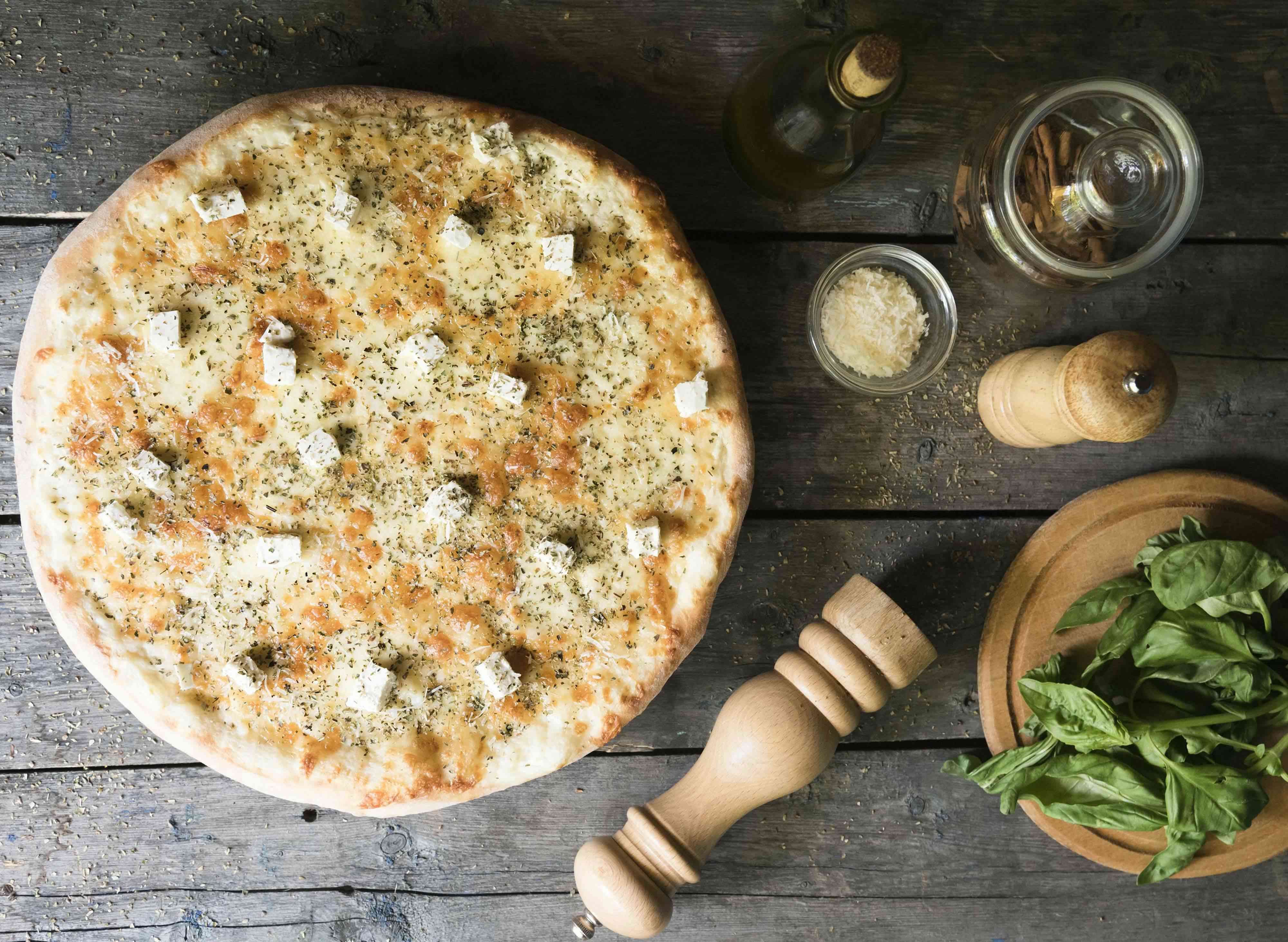 Pizzeria Rutviks meny - Beställ online i Luleå | foodora