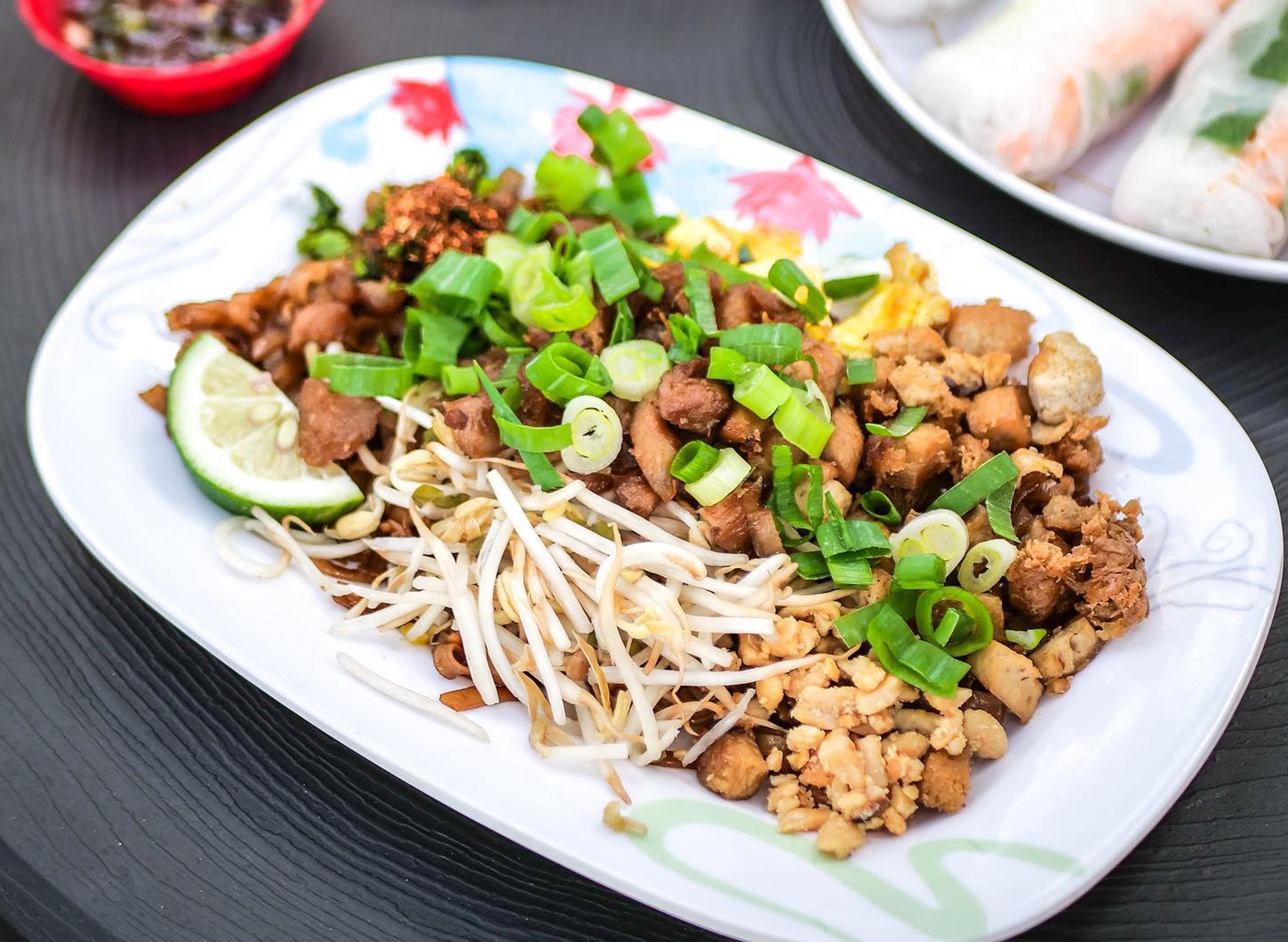 Pad Thai Goong - Escario Street delivery in Cebu City| Food Delivery ...