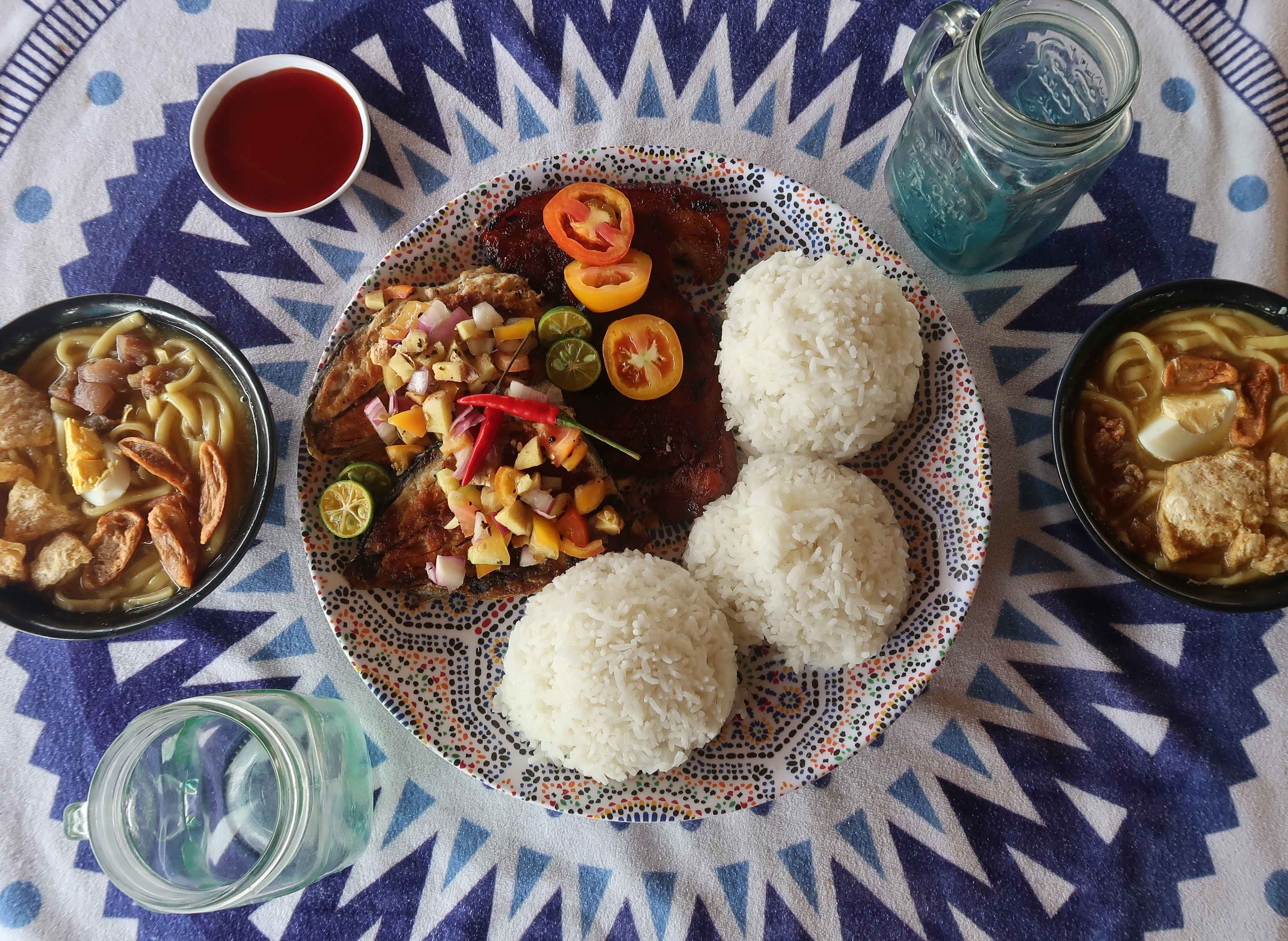 VJ Batangas Lomi House - Alabang Zapote Road delivery in Las Pinas City ...