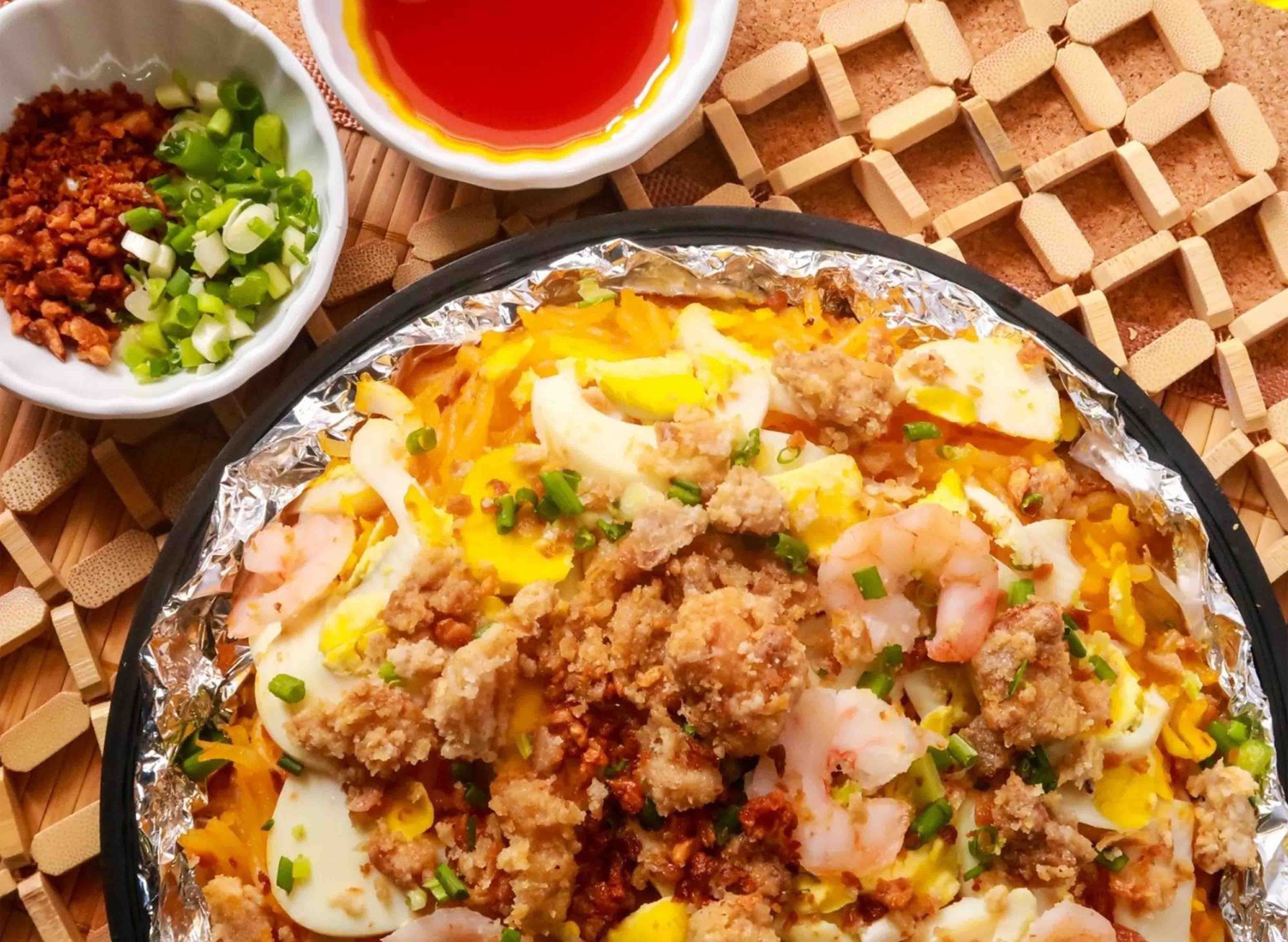 Doloras Hauz of Pancit Malabon - Dian Street delivery in Manila| Food ...