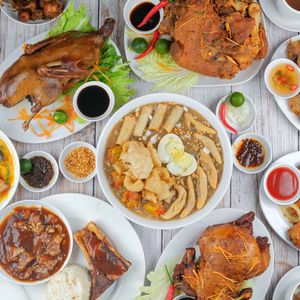 Ala Eh! Batangas Lomi And Pares menu delivery | Order food online ...