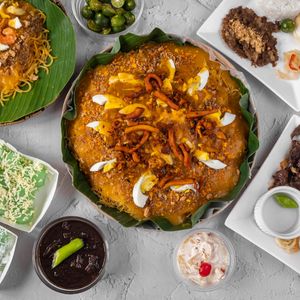 Aling Tonang's Pancit Palabok - Boni Avenue delivery in Mandaluyong ...