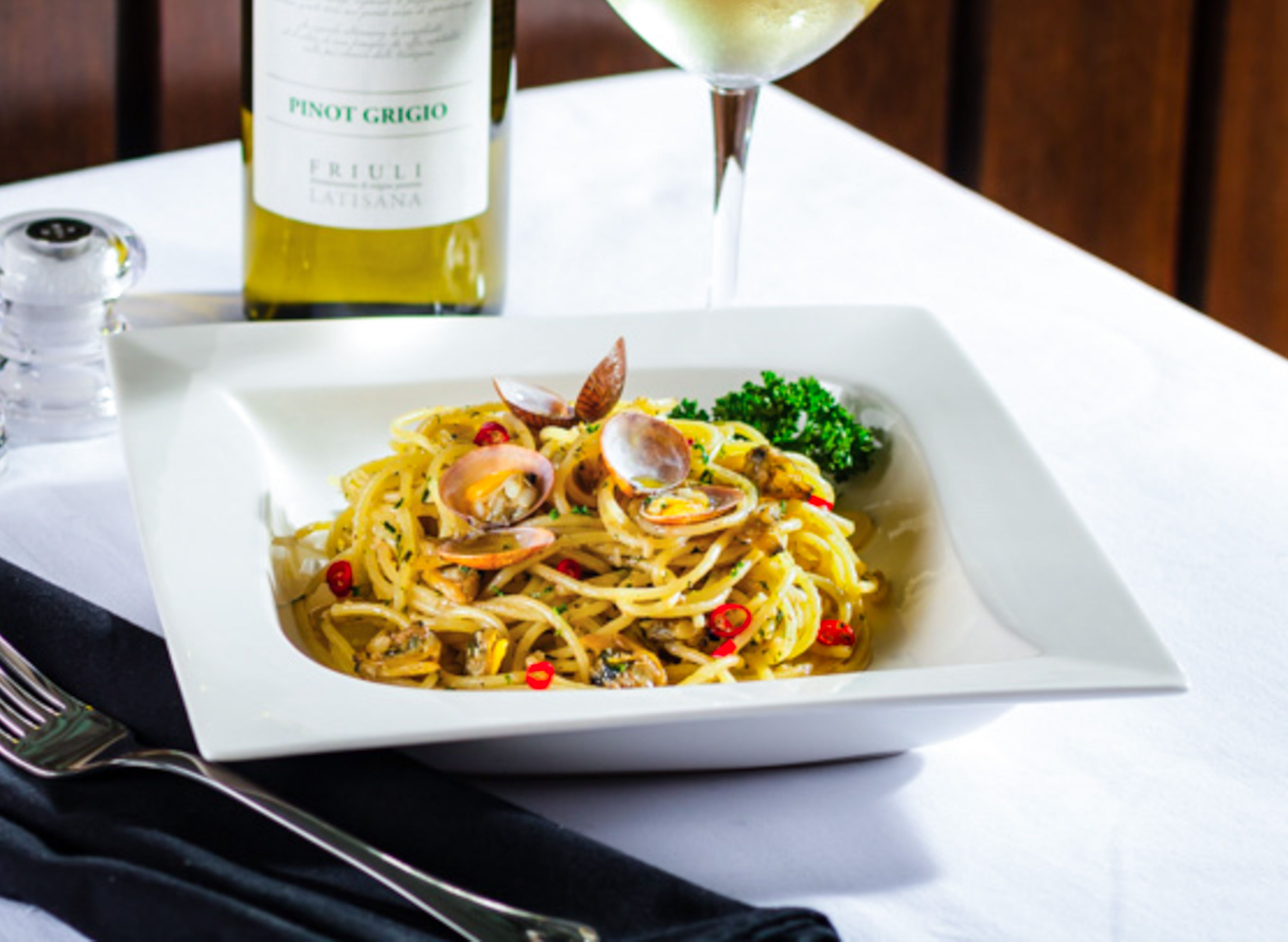 Ponte Rialto Ristorante Italiano - Venice Grand Canal Mall delivery in ...