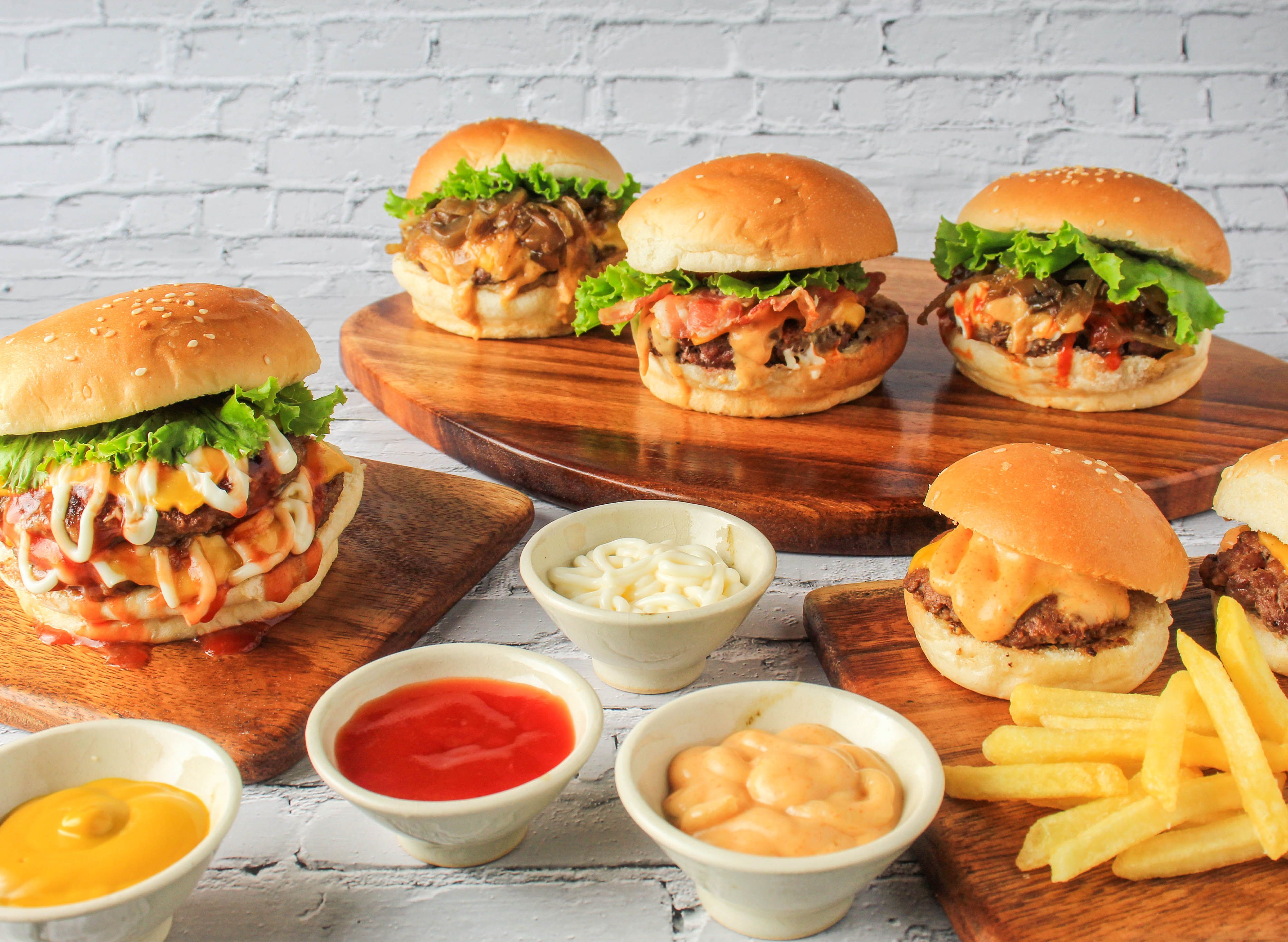 Das Bürgery - Ayala Capitol Central delivery in Bacolod City Negros ...