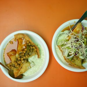 Sheikh Gee Samosay (Township Wale) menu in Lahore | Food Delivery ...