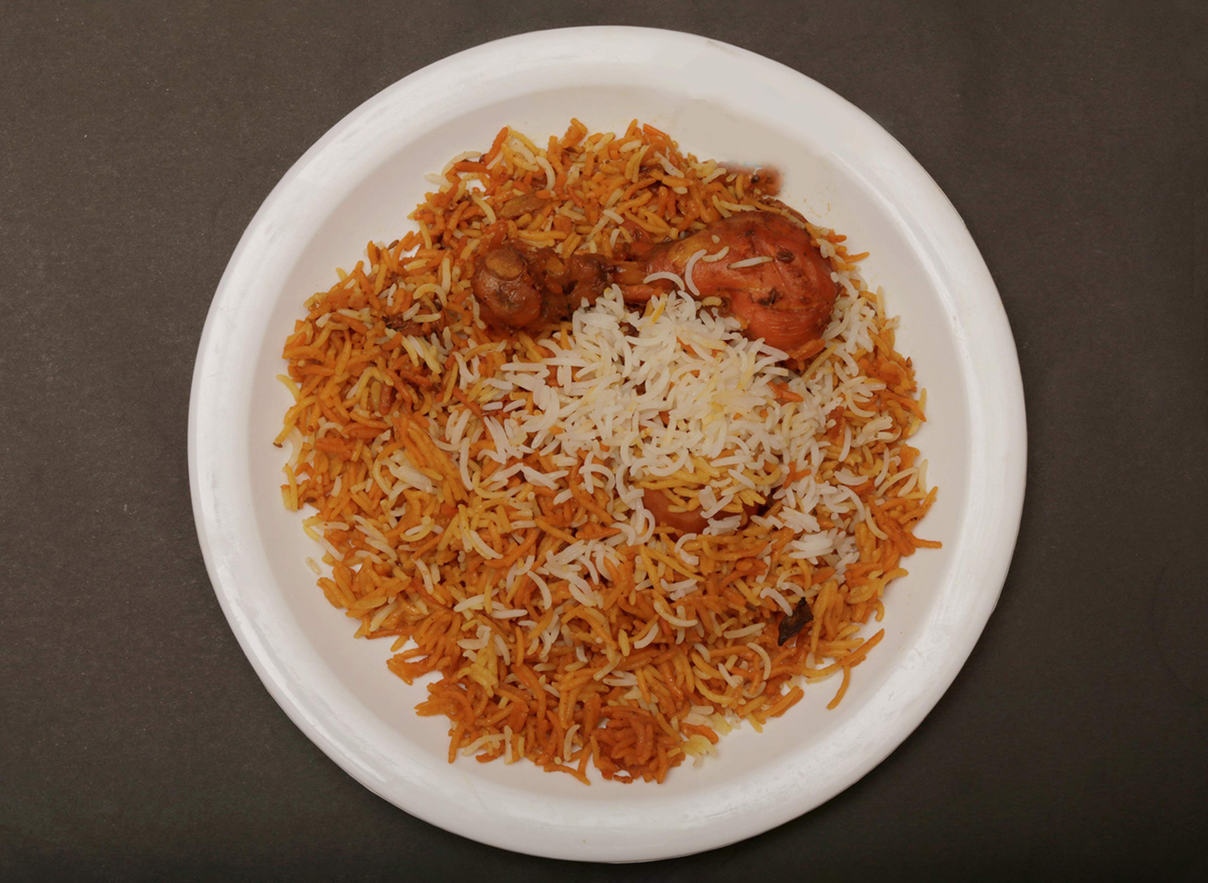 Khan Karachi Naseeb Biryani Porani Dukan - Satellite Town menu in ...