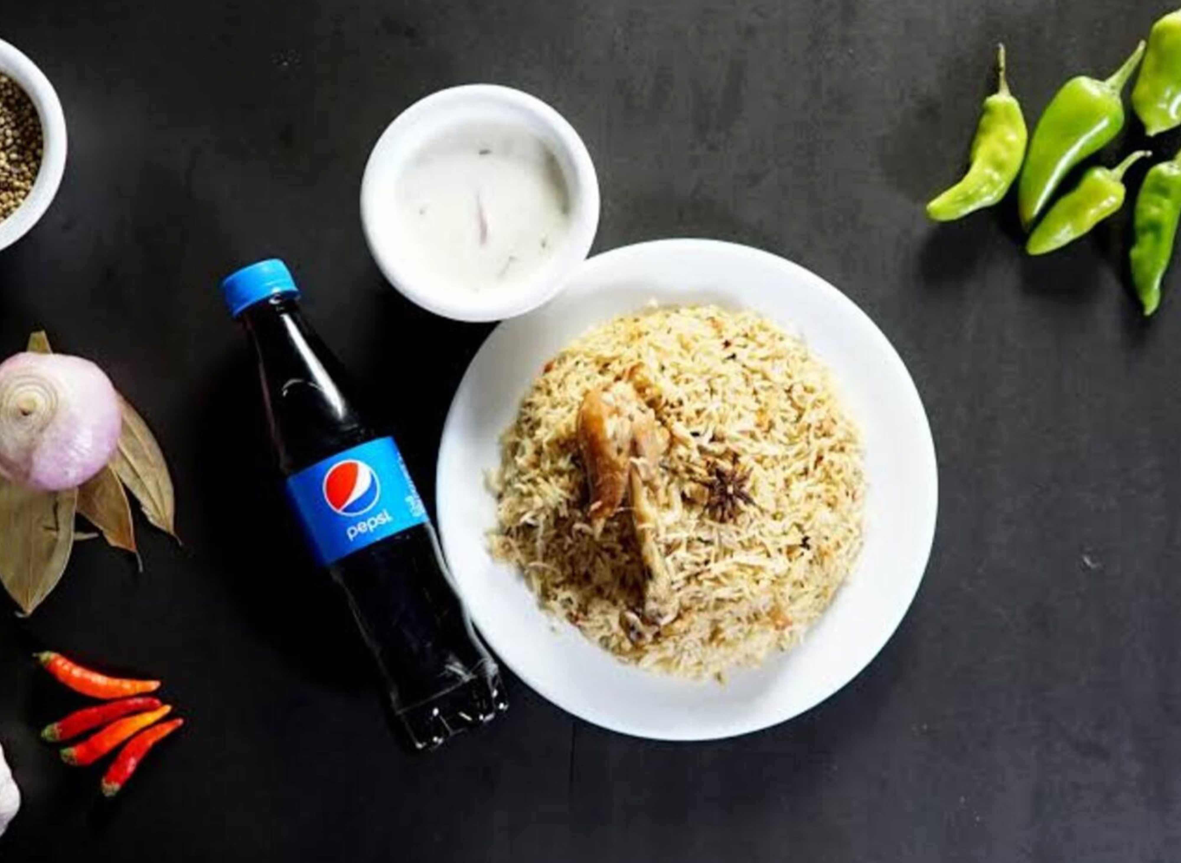 Madina Yakhni Pulao - Gulshan Market menu in Multan | Food Delivery ...