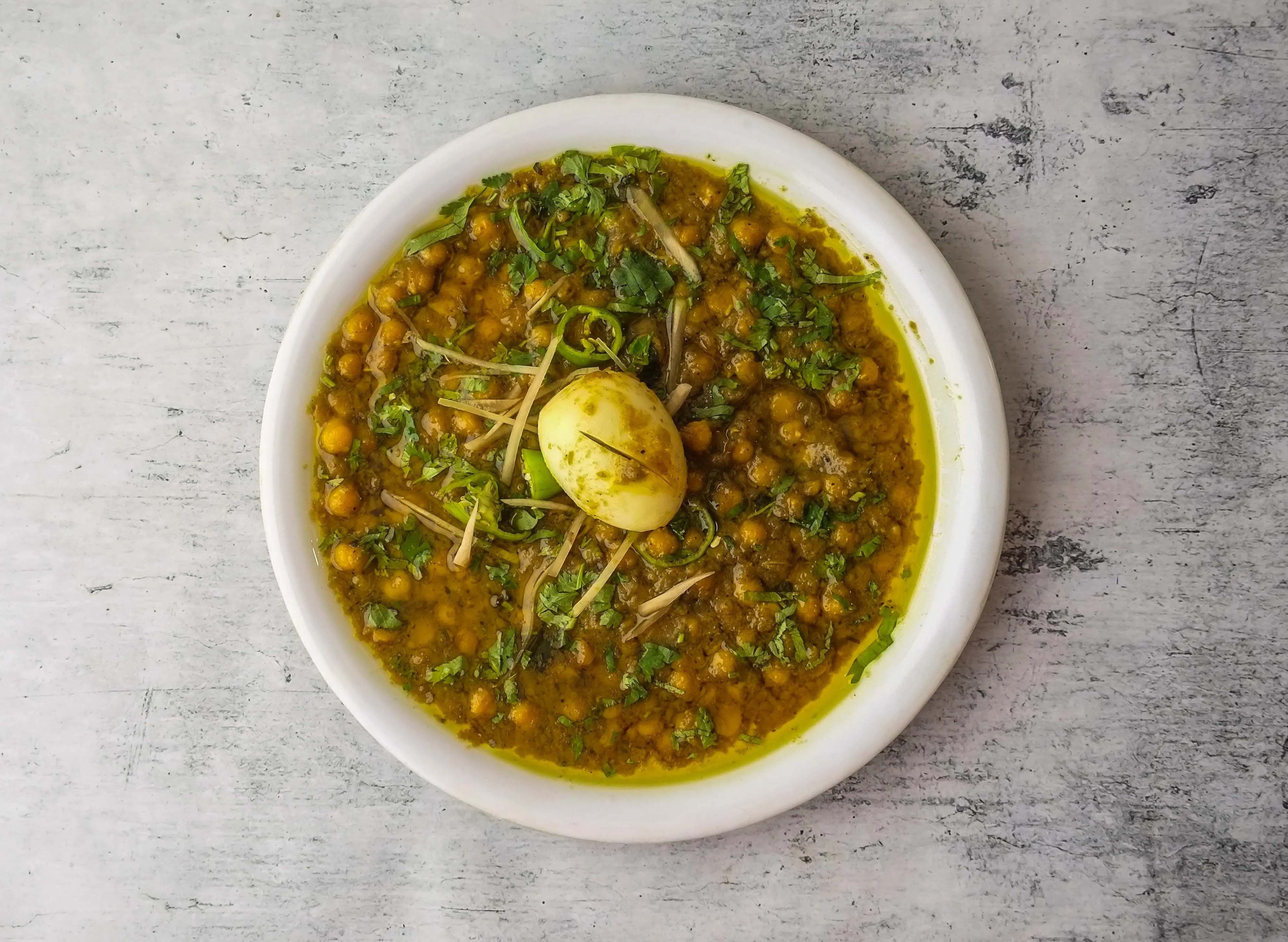 Haji Qasim Pakwan and Sheermall House menu in Karachi | Food Delivery ...