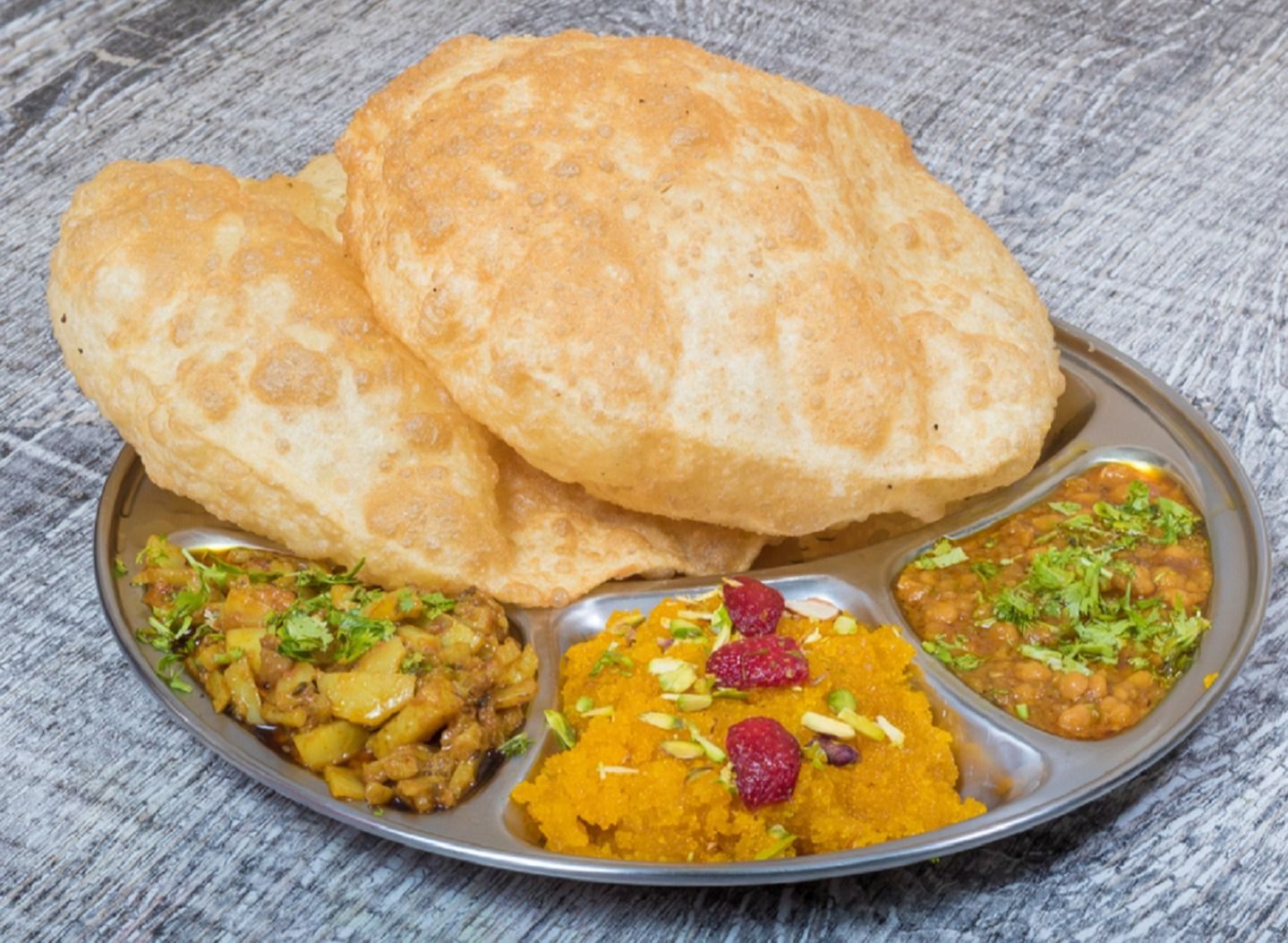 Lasani Murgh Cholay and Paye menu in Karachi | Food Delivery Karachi ...