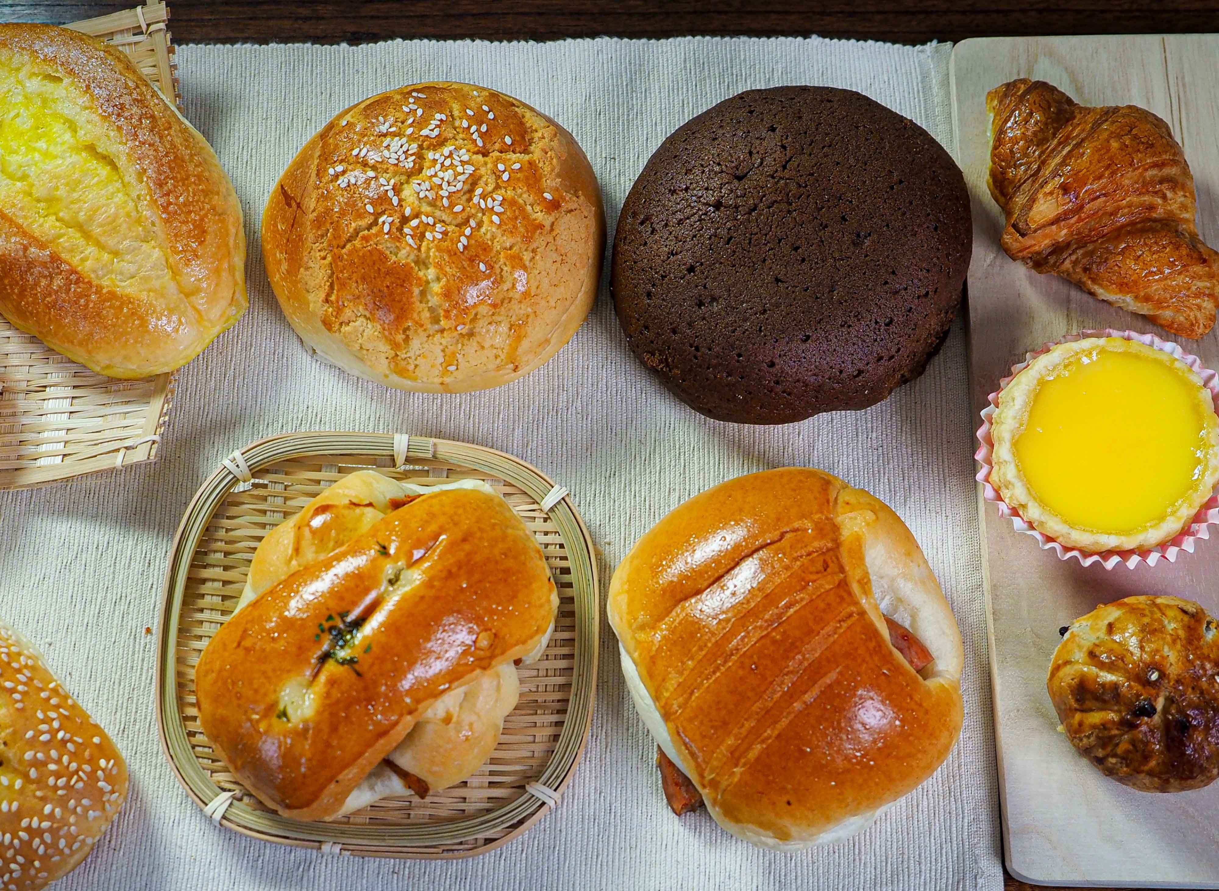 Potong Pasir H.K. Pastries (Poiz Residences) Delivery Near You ...