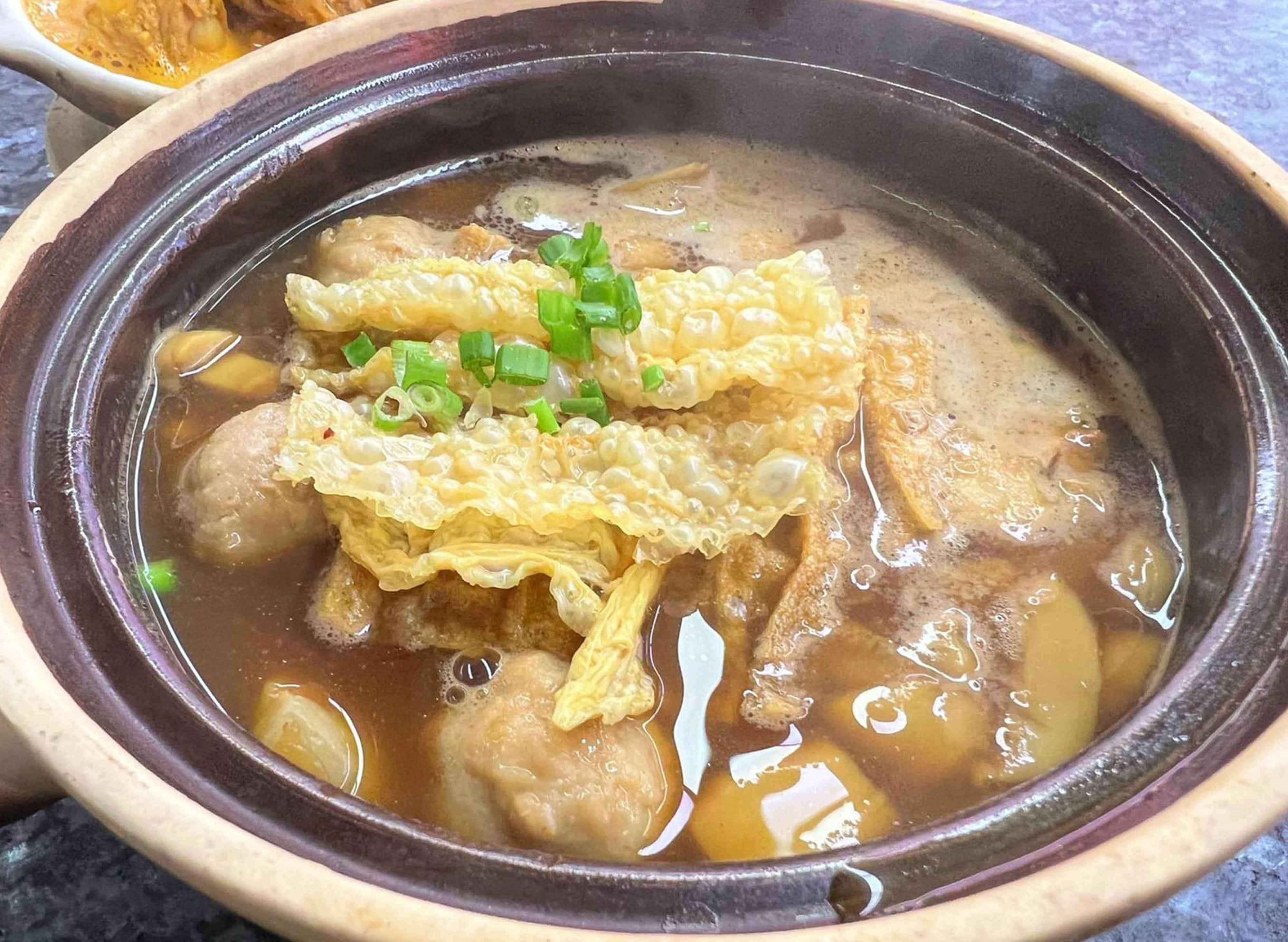 Xin Xiang Lai Claypot Herbal Bak Kut Teh 新香来药材肉骨茶 (Nti Food Court ...