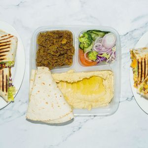 Deliz Cafe (Djitsun Mall) Menu, Price – Delivery Near You | foodpanda