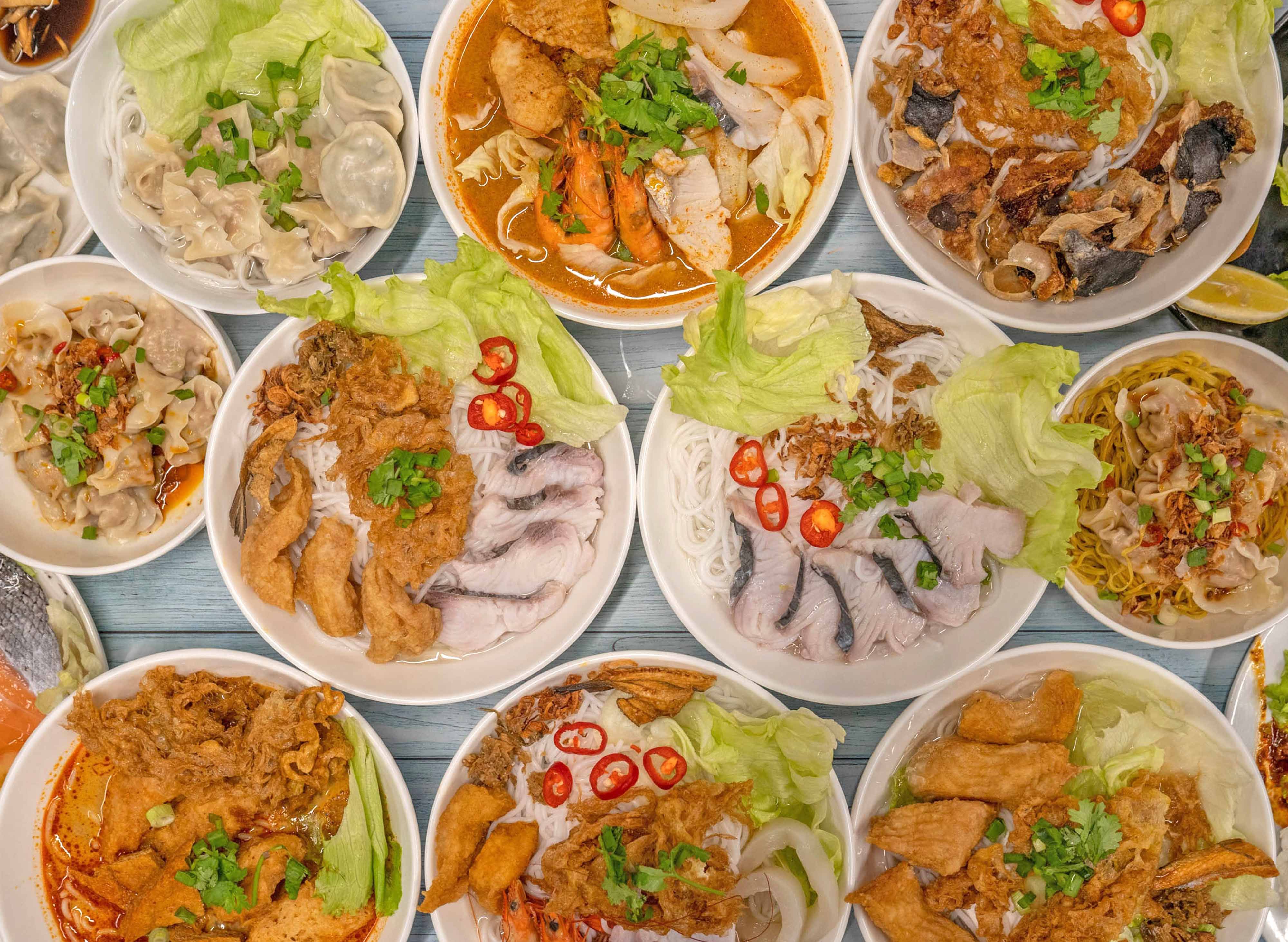 China Square Fried Fish Soup (Tanjong Pagar MRT) Delivery Near You ...