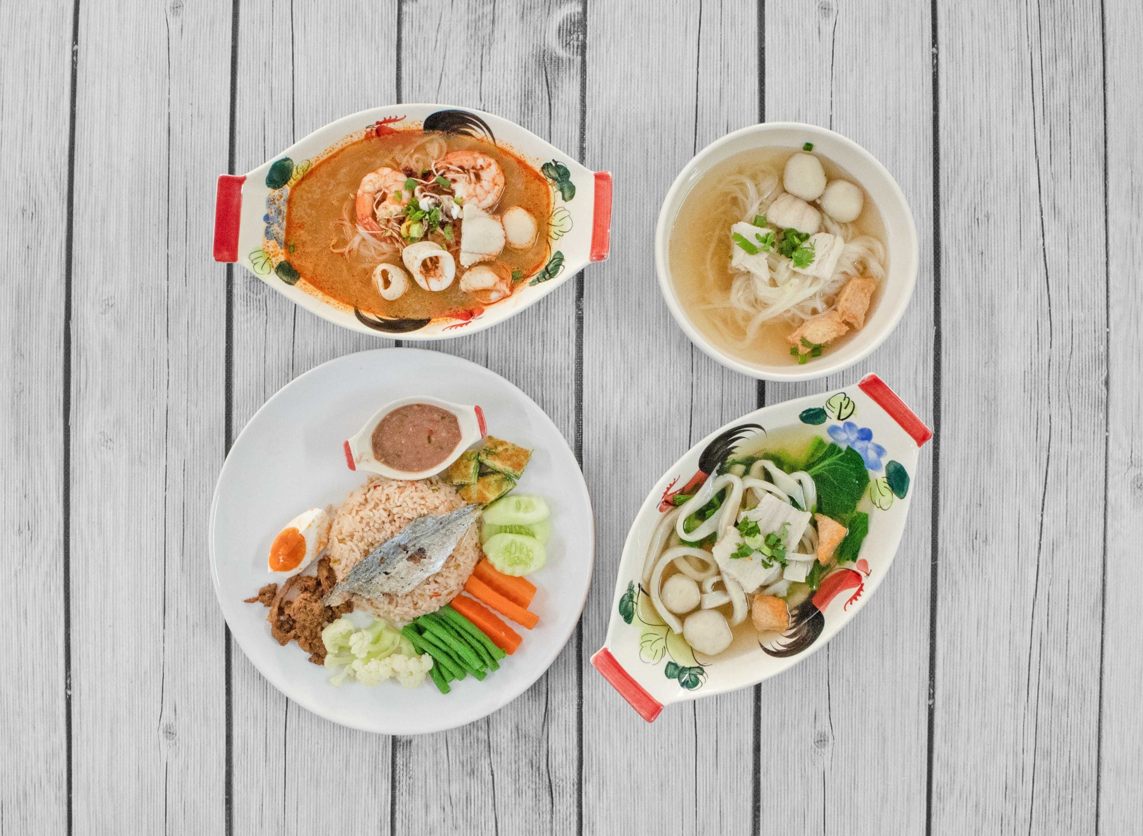 Fish Noodle Ban Bueng delivery near you in Tak| foodpanda