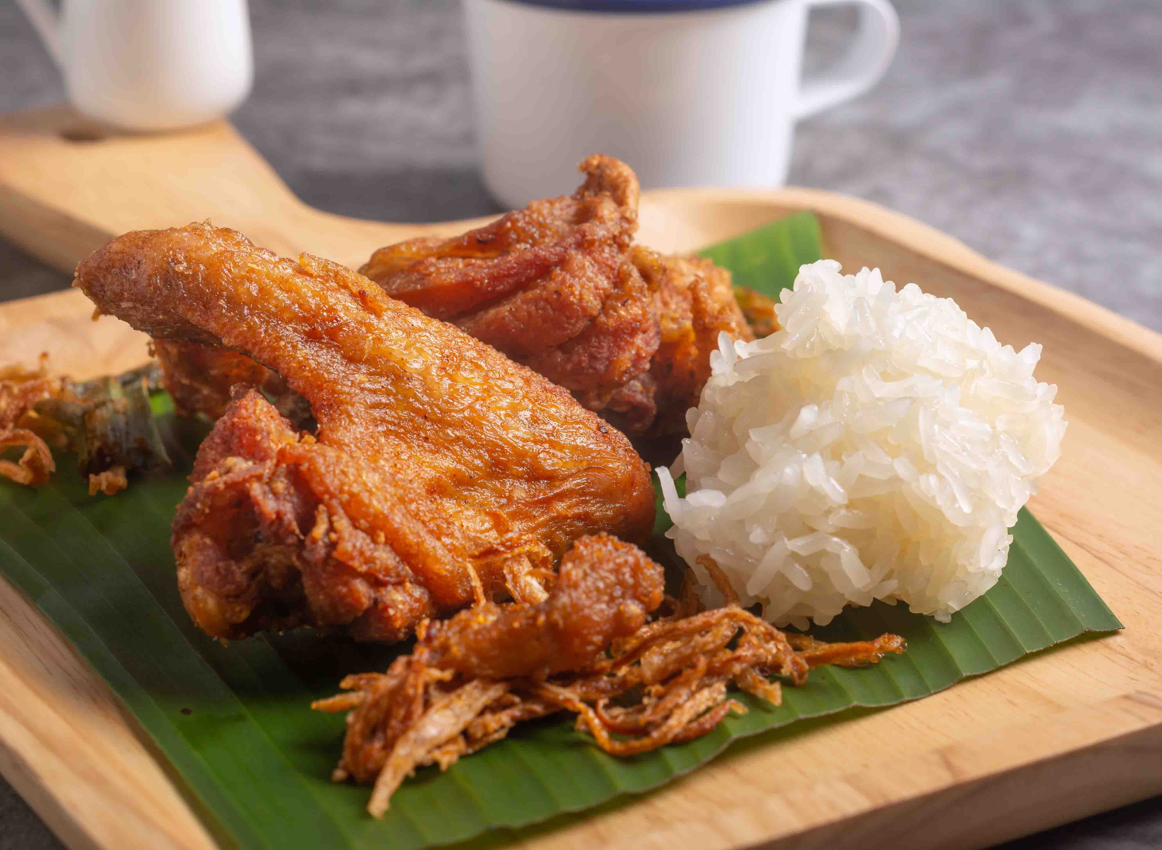 Kai Tod Hatyai Moo Tod (Iyara Market) delivery near you in Pathum Thani ...