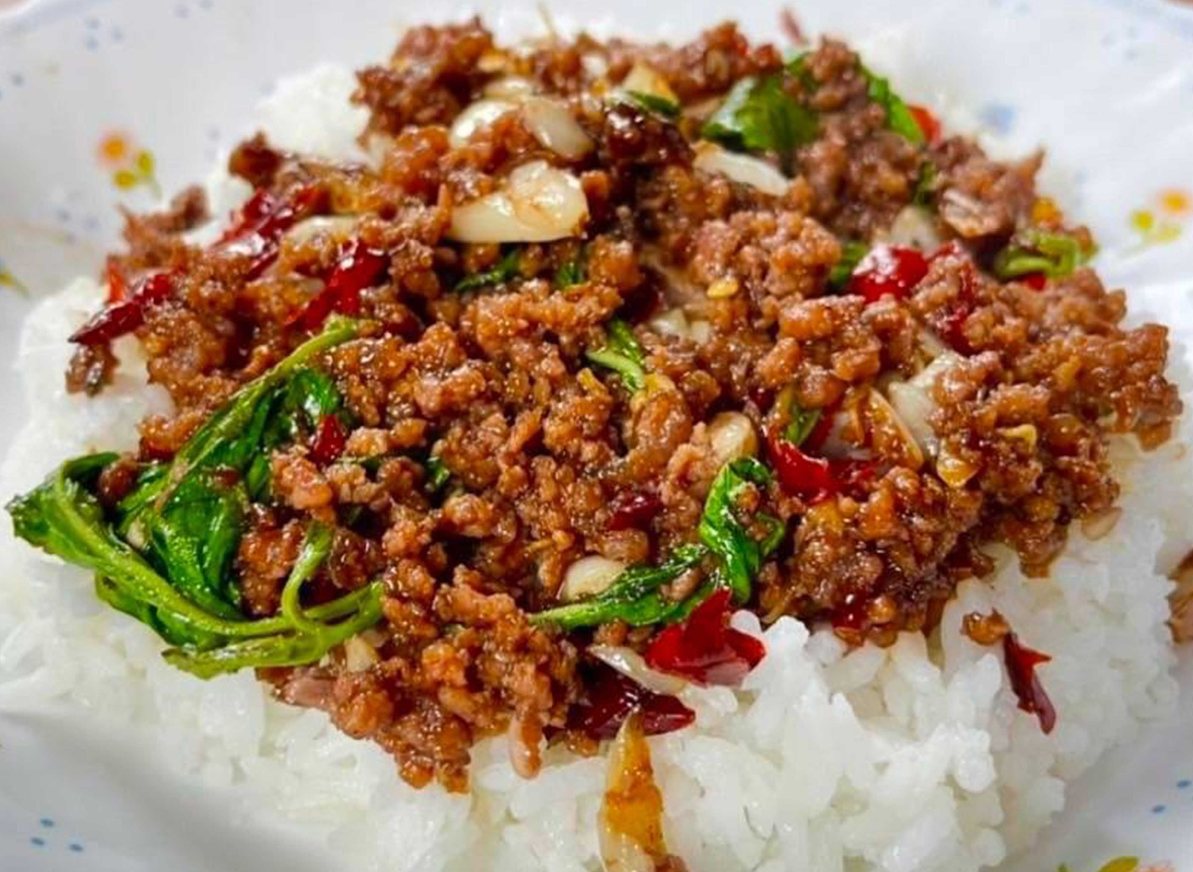 Kaprao Prik Haeng and Leng Zab Tam Sung (CK Bueng Krachab) delivery ...