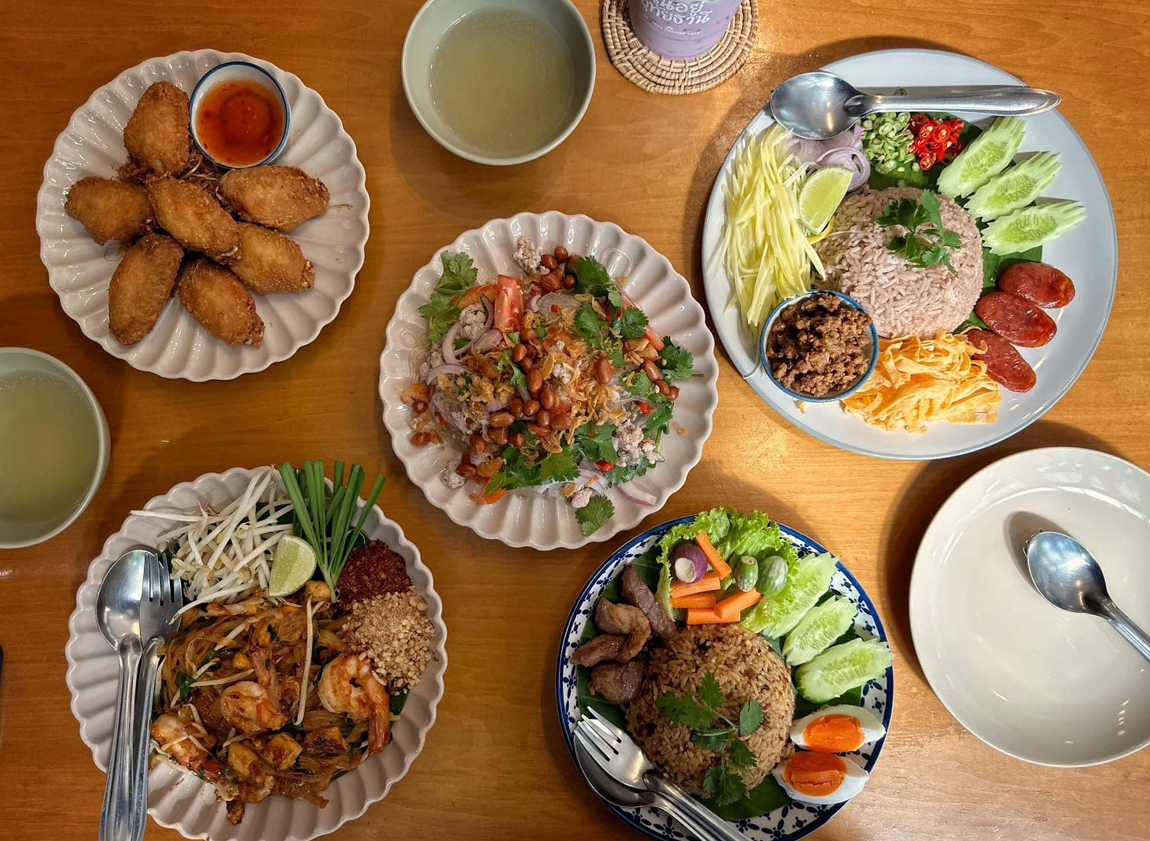 สั่งทัย เดสเสิร์ท คาเฟ่ (อุทัยธานี)ใกล้บ้านคุณในUthai Thani | foodpanda