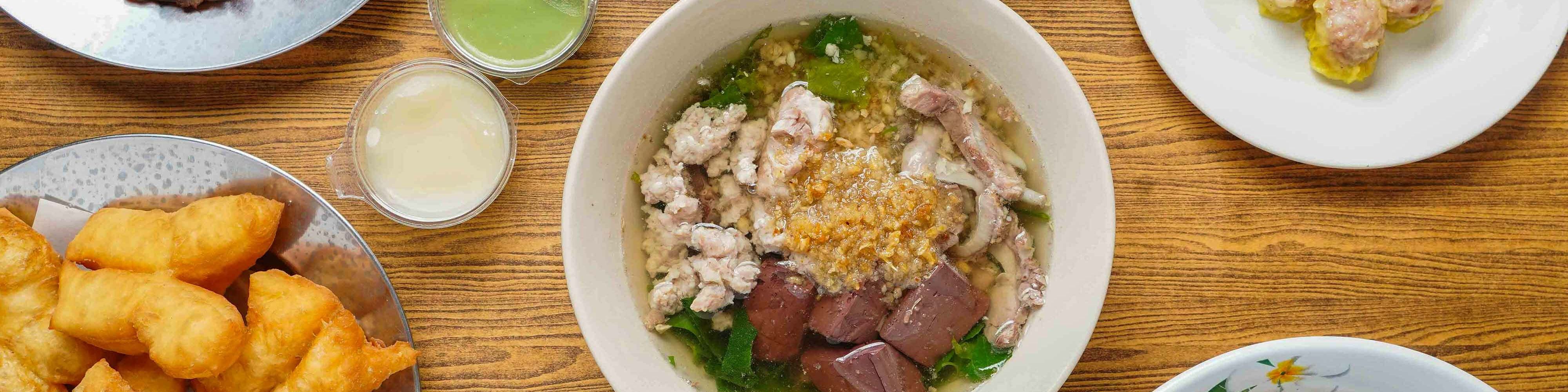 Lung Chok Kao Lao Leuat Moo delivery near you in Songkhla| foodpanda