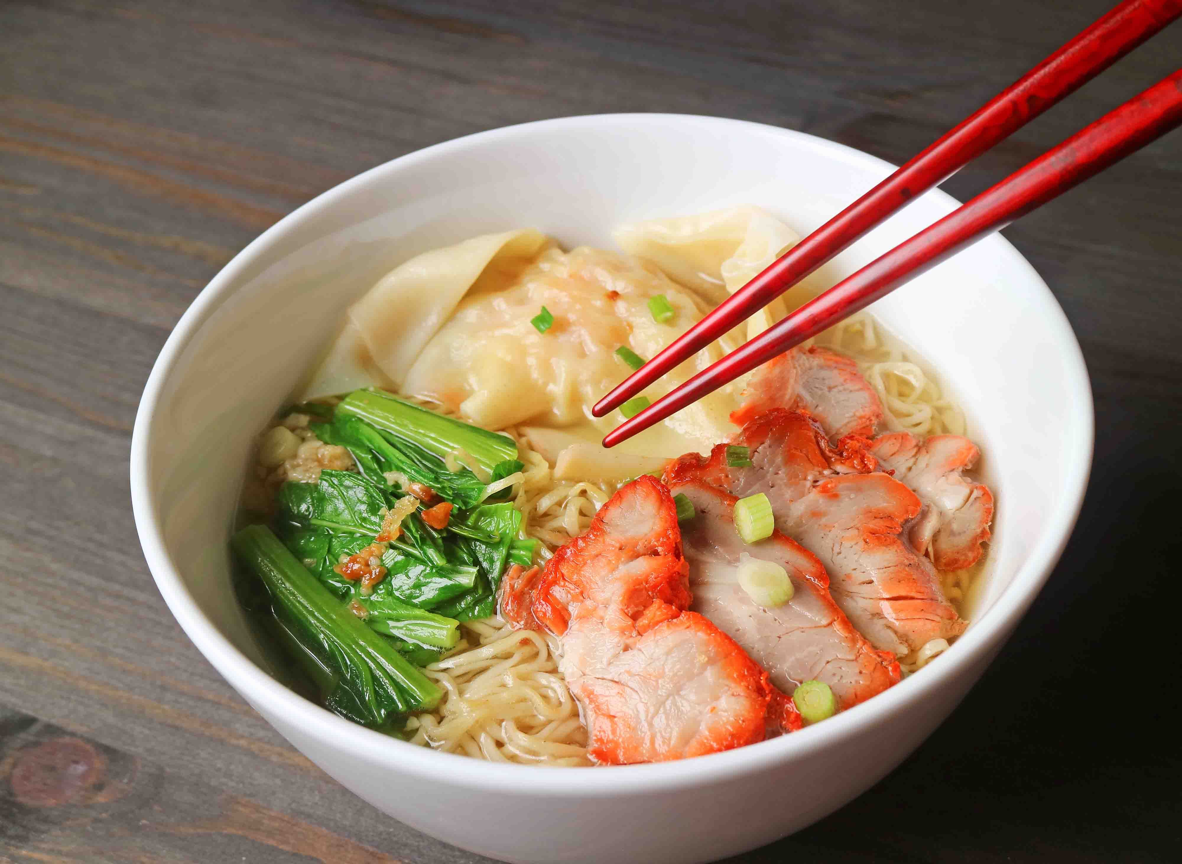 Bamee Giew Nathong Sut Mae praphai delivery near you in Bangkok| foodpanda