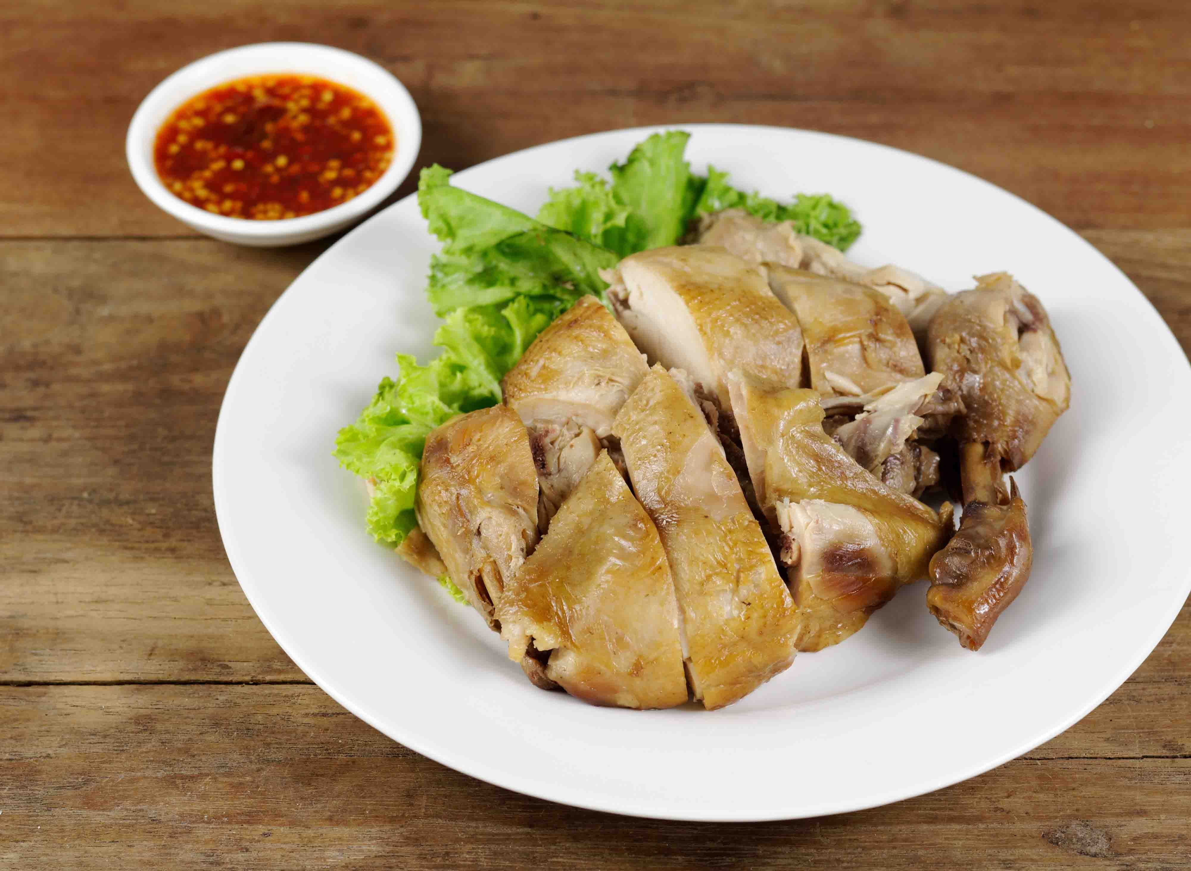 Kai Tom Nam Pla Yai Khow (Na Na Charoen Market) delivery near you in ...