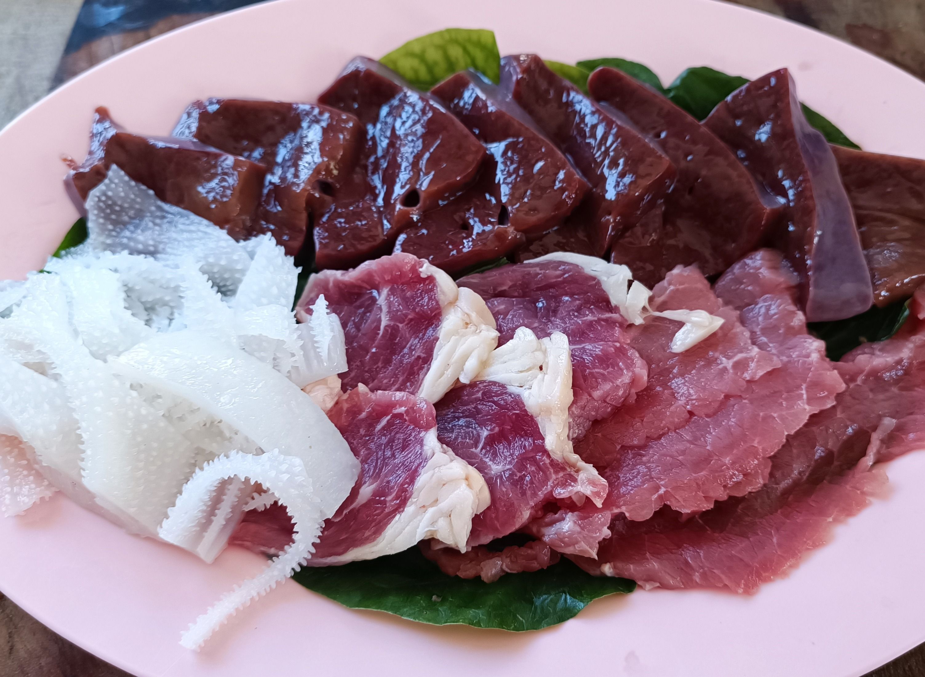 Lap Tom Koy Krua Khun Mia delivery near you in Surin| foodpanda