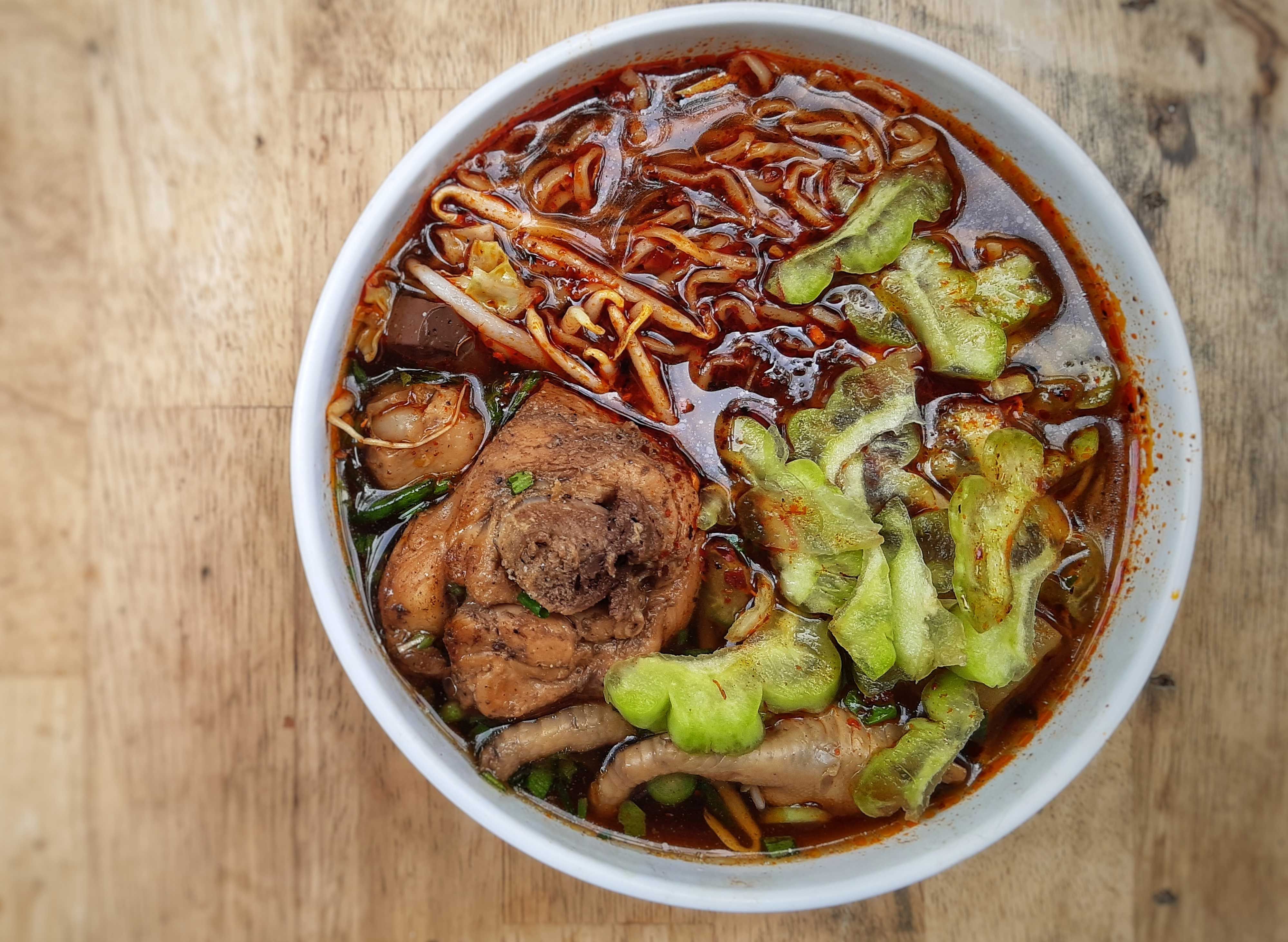 Tiew Nuea Pee Ni Halal delivery near you in Surat Thani| foodpanda