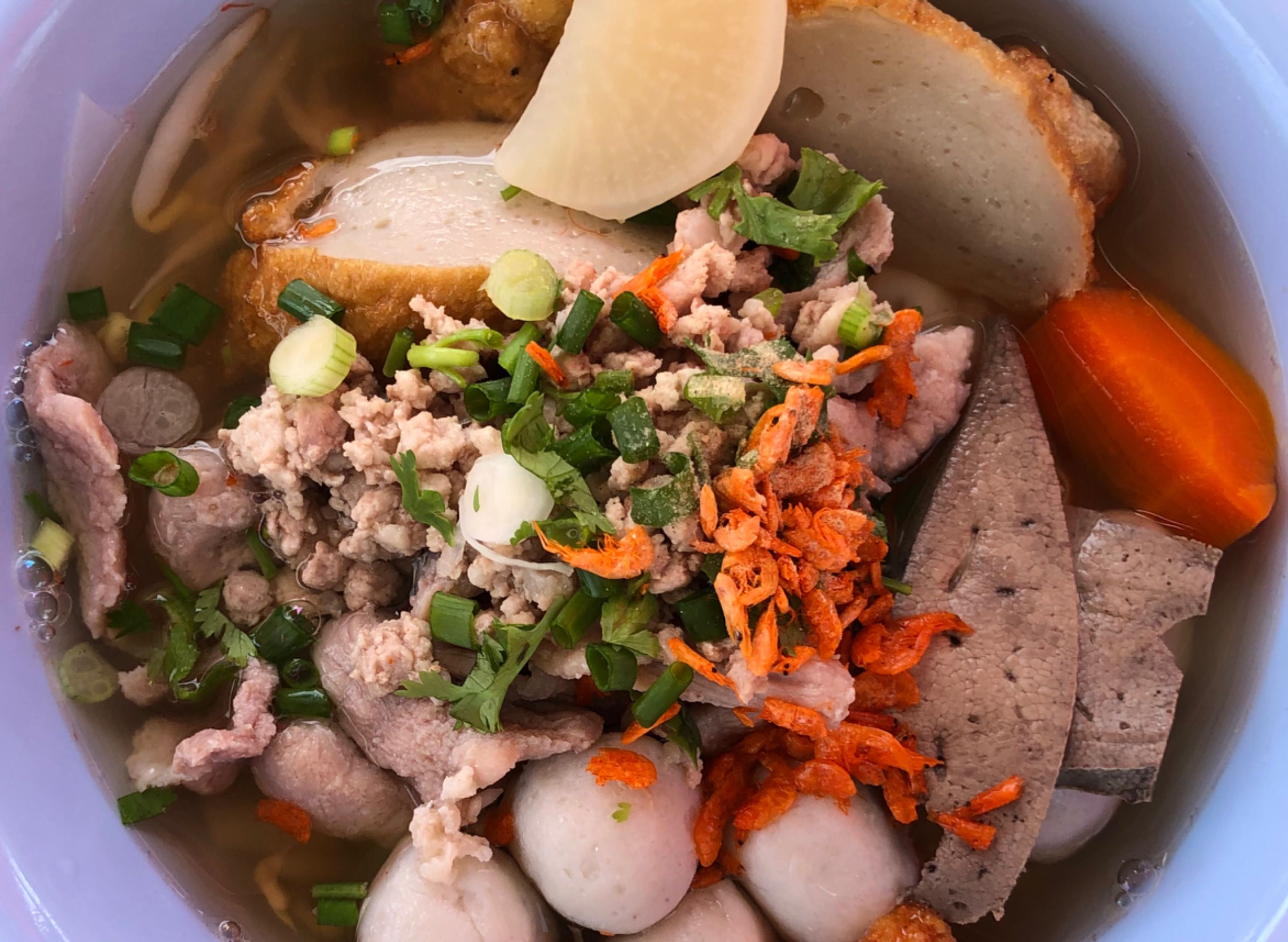 Guay Tiew Moo Tomyam Manao (Soi Chok Di) delivery near you in Bangkok ...