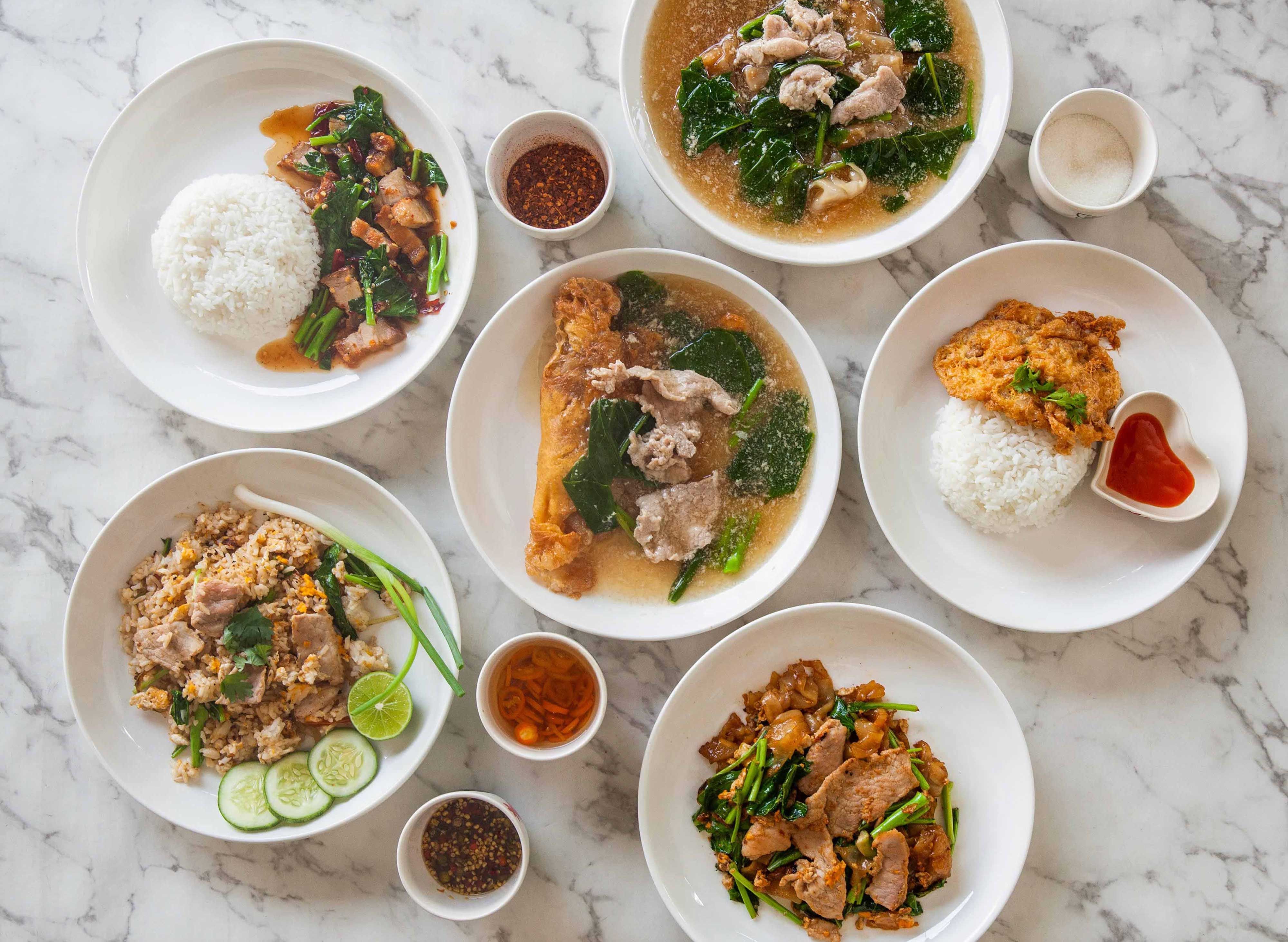 Mea Ju Rad Nar Pad Seail Rharn Tam Sang delivery near you in Suphan ...