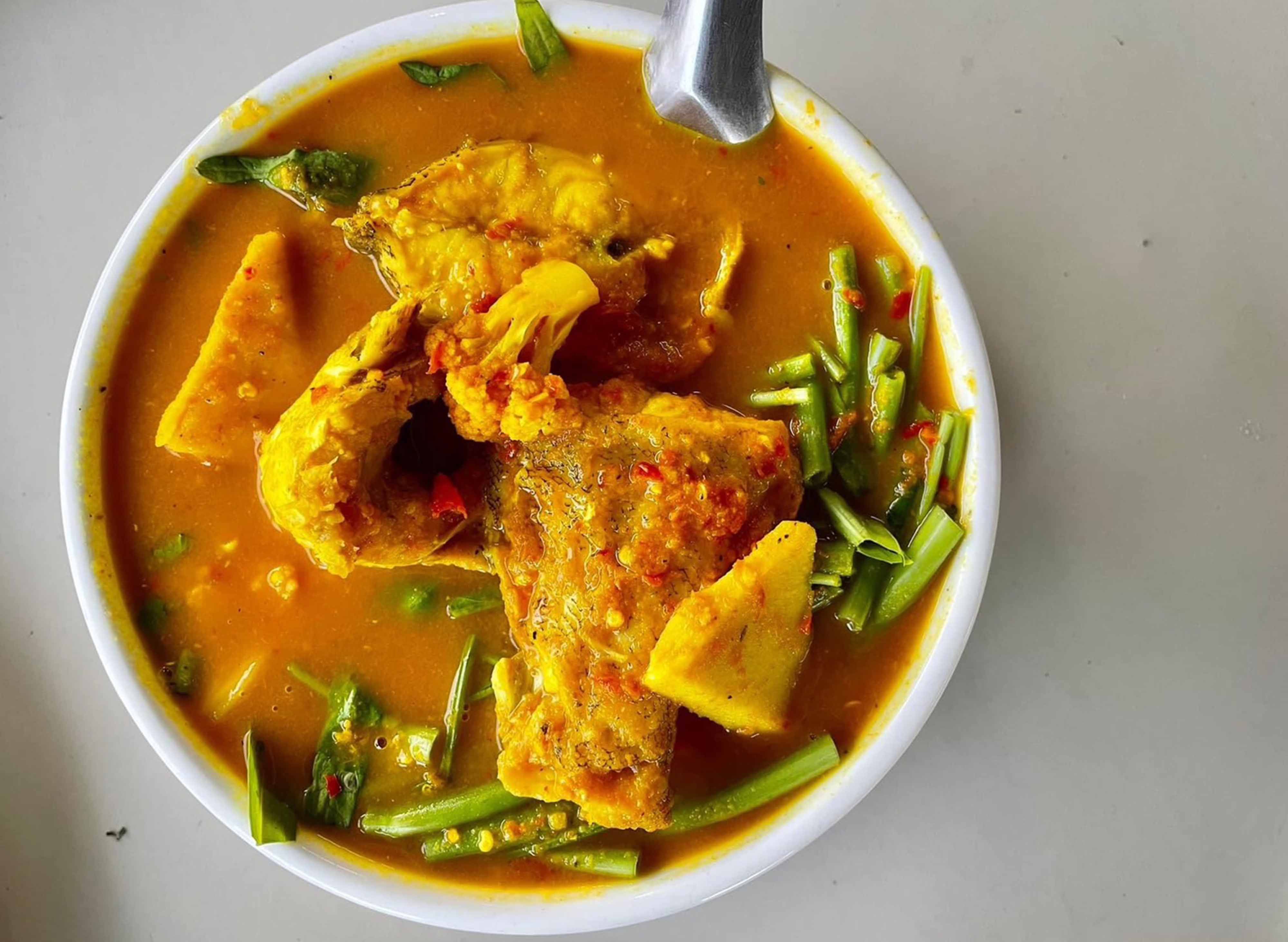 Lim Rot Cooking to Order delivery near you in Phuket| foodpanda