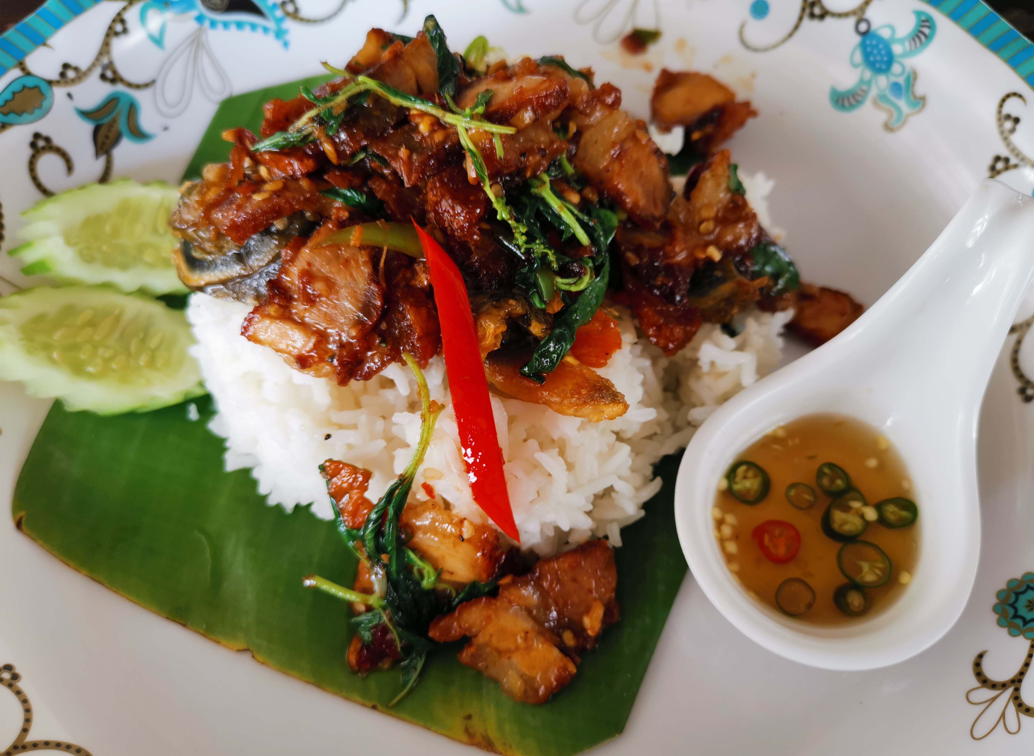 Kaphrao 30 Yoe Thuk Aroi Ching delivery near you in Ratchaburi| foodpanda