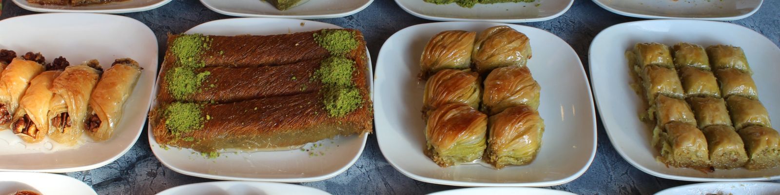 Baklavacı Anteplioğlu Fırat Baklava, Istanbul Online Sipariş, Menü ...