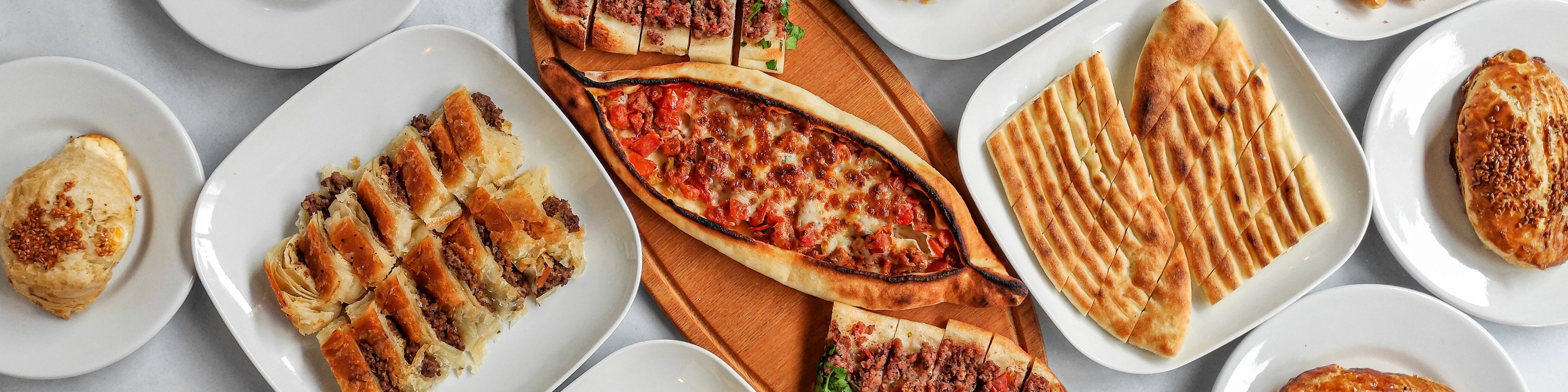 Tarihi Eyüp Sultan Börek Pide Cafe, Istanbul Online Sipariş & Menü ...