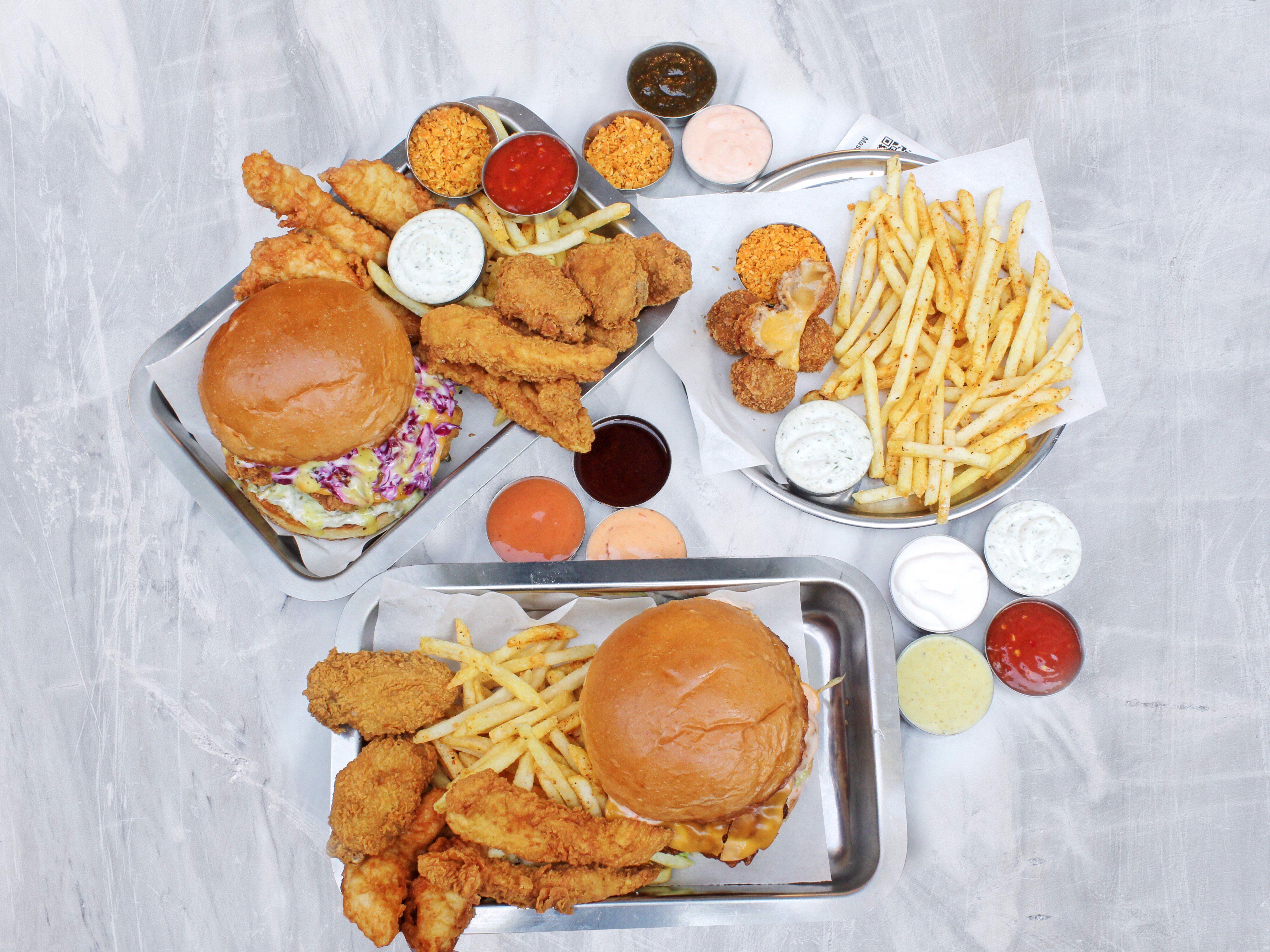 Juste Fried Chicken, Istanbul Food Delivery & Menu - Yemeksepeti