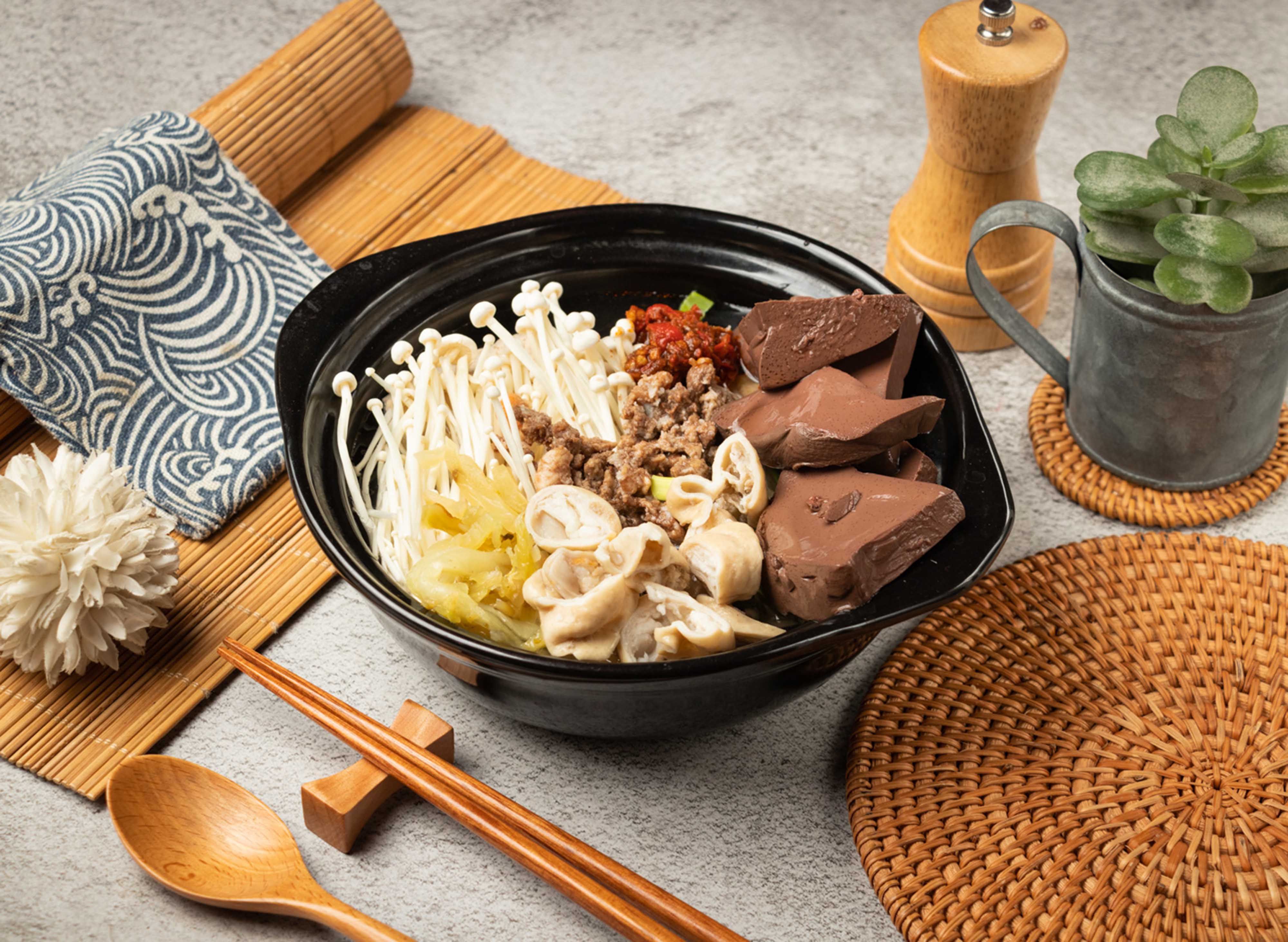 gu du sin shang hai ma la chou dou fu Menu in Tainan City - Food ...