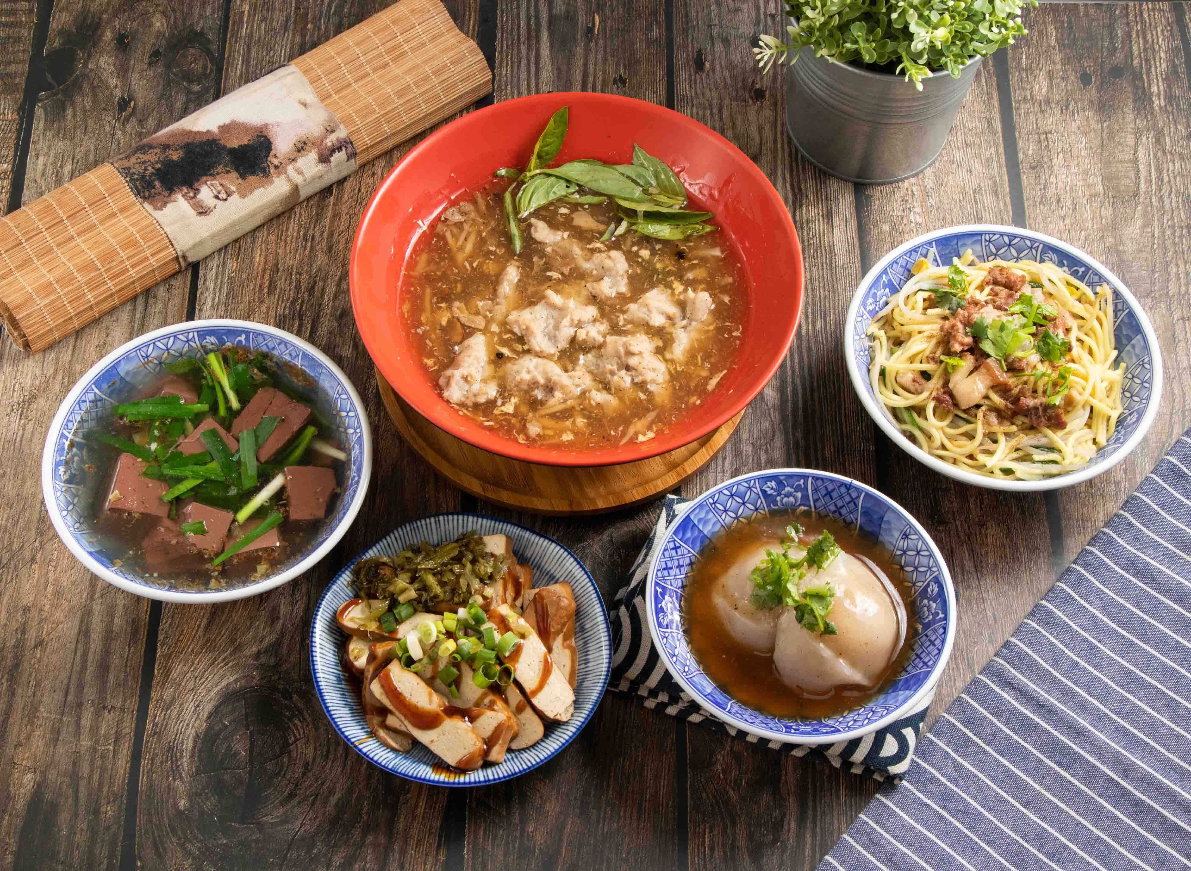 chao zhou qing zheng rou yuan Menu in Taichung City - Food Delivery ...