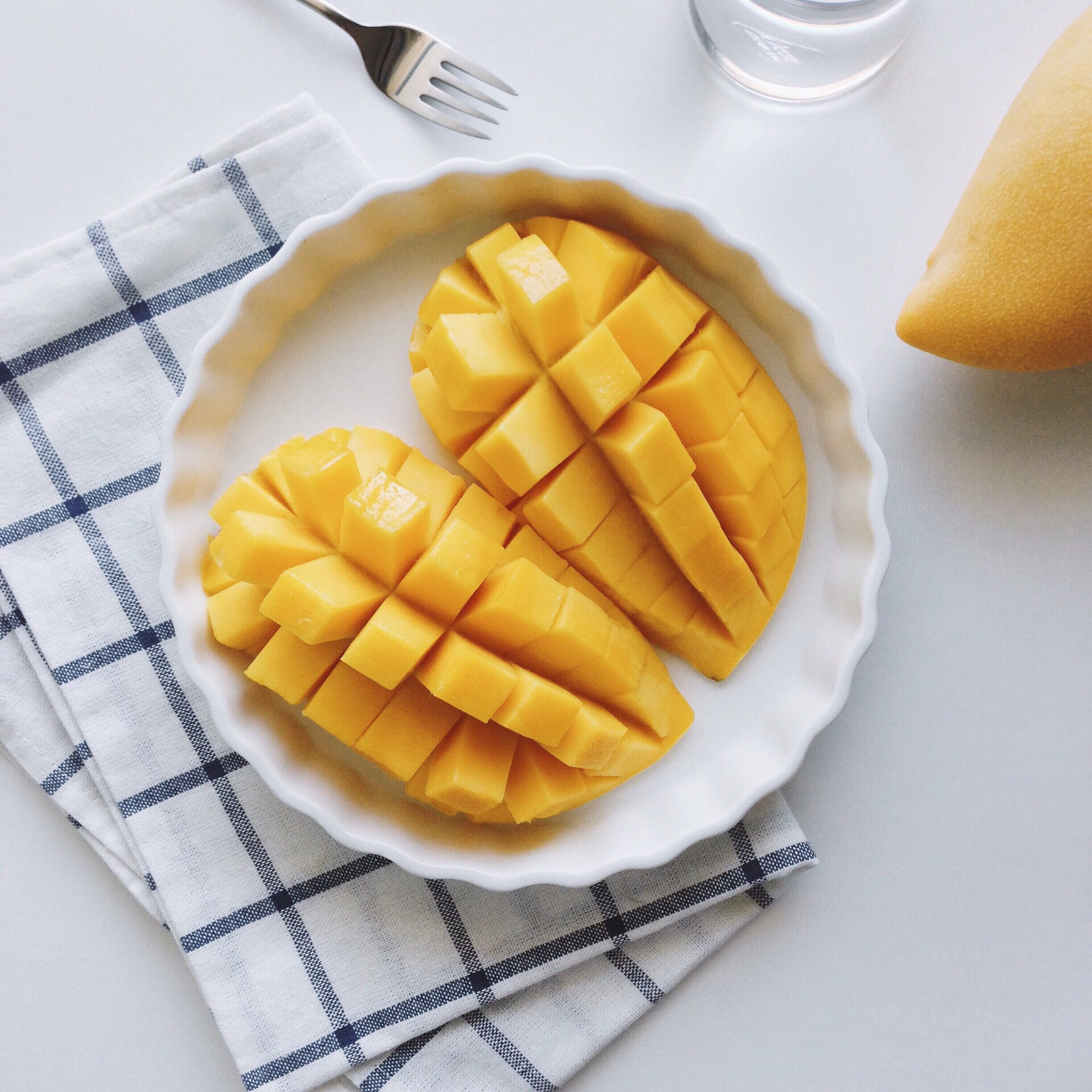 Fresh Cream and Mango-Filled Crepes Recipe