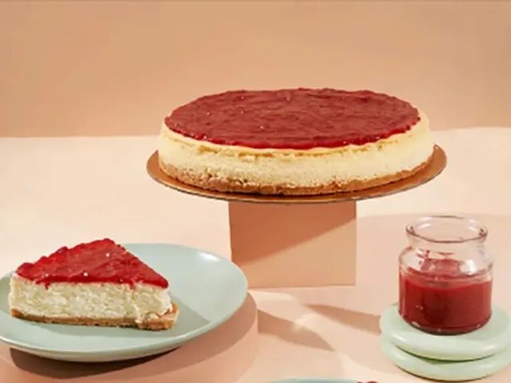 Elena Cakes & Sweets delivery service in Egypt | Talabat