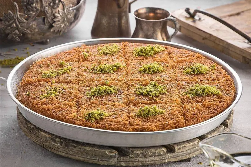 Kanfani Almadina Delivery Menu in Al Duwaikhalah | HungerStation Saudi ...