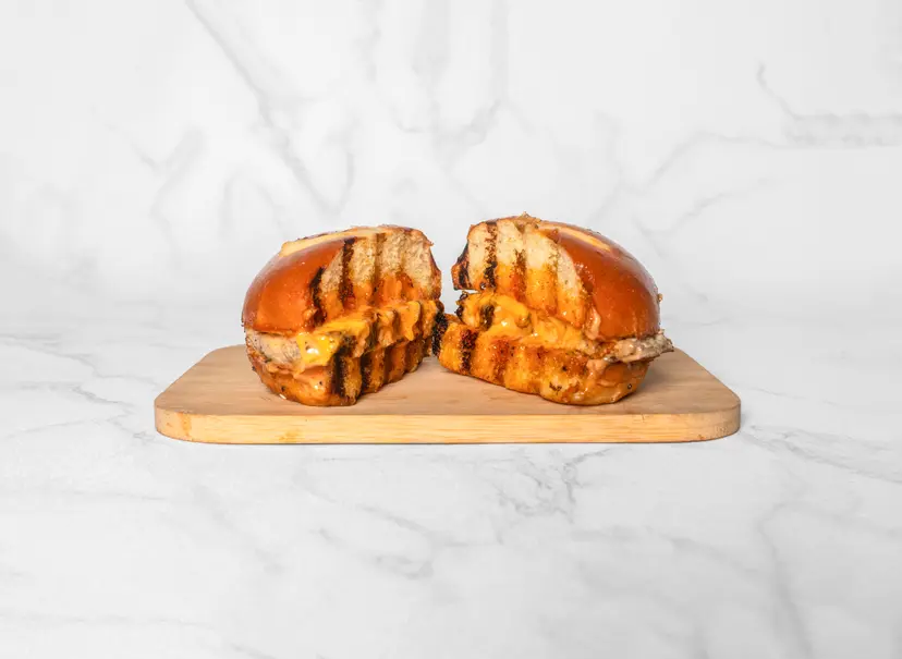 Q Eat Burger Delivery Menu in Al Basirah | HungerStation Saudi Arabia