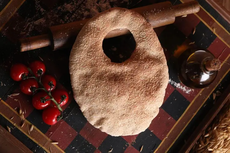 Kaaka Lebnan Delivery Menu in King Abdulaziz Air Base | HungerStation ...