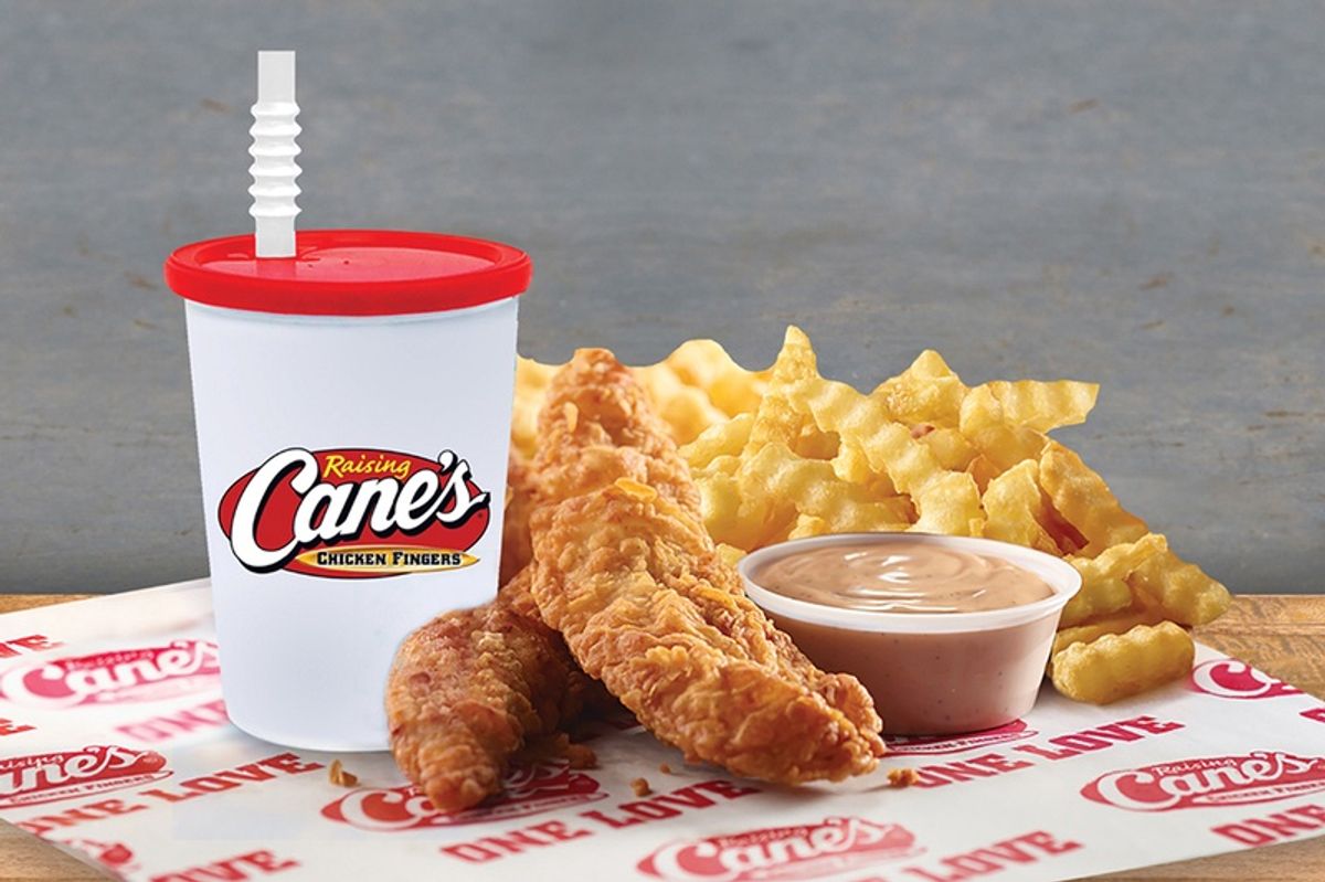 Raising Canes Delivery Menu in Al Iskan | HungerStation Saudi Arabia