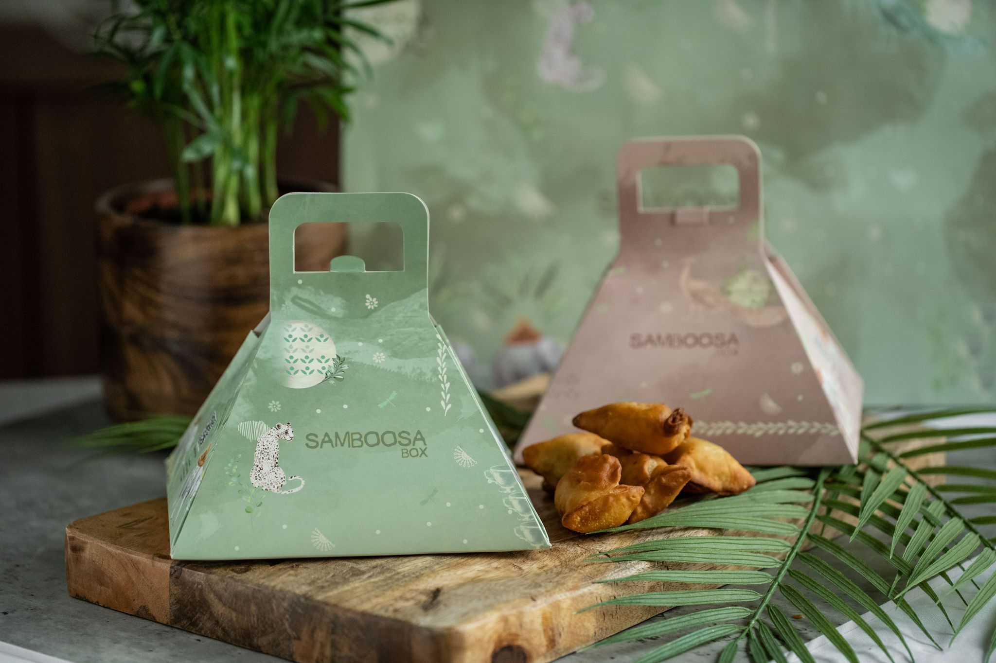 Samboosa Box delivery service in Kuwait | Talabat