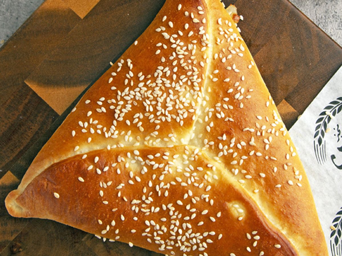 Hasan's Bakery delivery service in Kuwait | Talabat