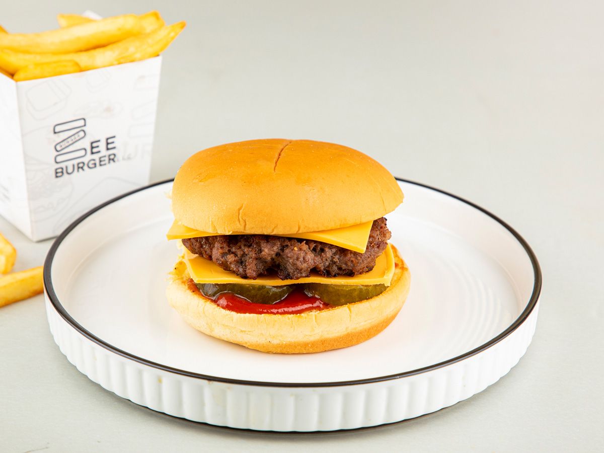 Zee Burger delivery service in UAE | Talabat