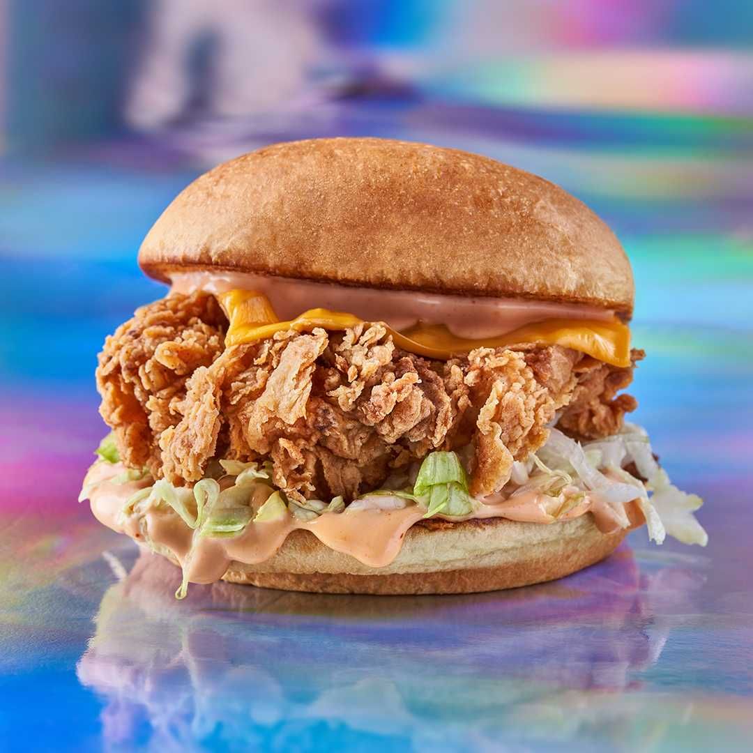 FOMO Burger delivery service in UAE | Talabat