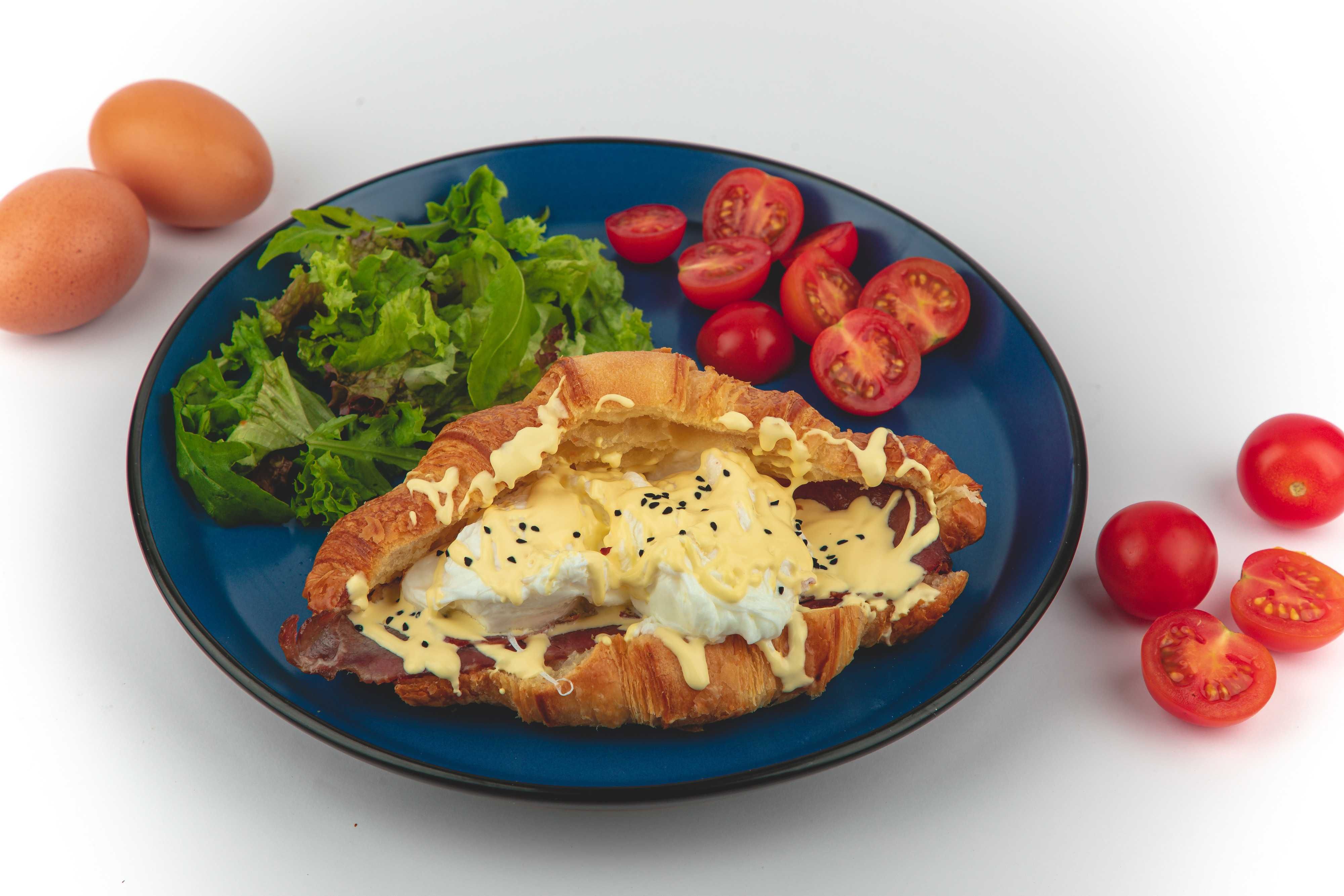 What a Treat- Breakfast & Brunch delivery service in UAE | Talabat