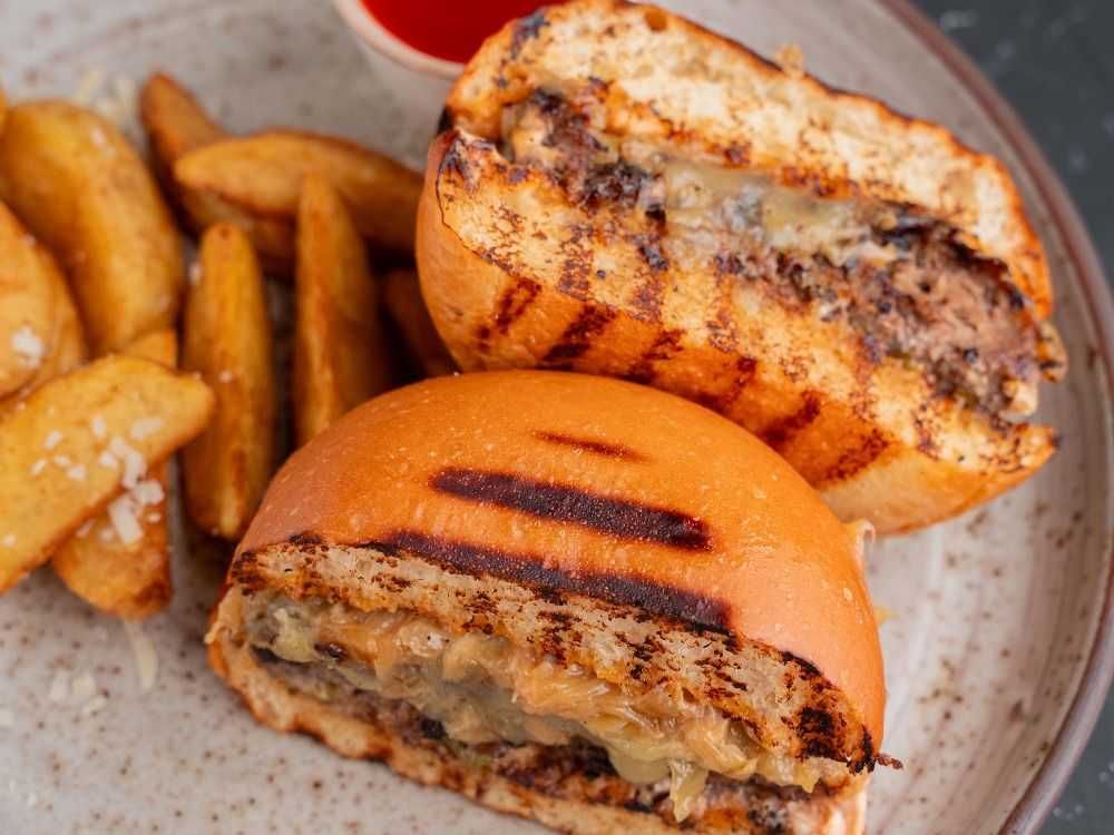 Steroid Cafe delivery service in UAE | Talabat