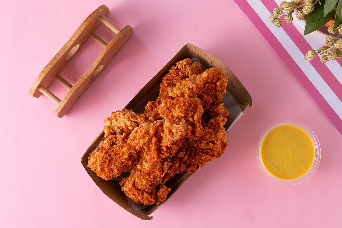 Noble Chicken - Sandwiches, Sliders and Wings delivery service in UAE ...