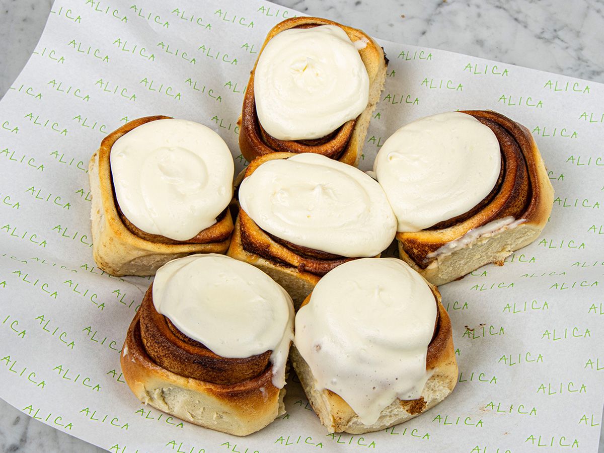 توصيل اليكا بيكري اند ايتري سريع في الامارات | طلبات