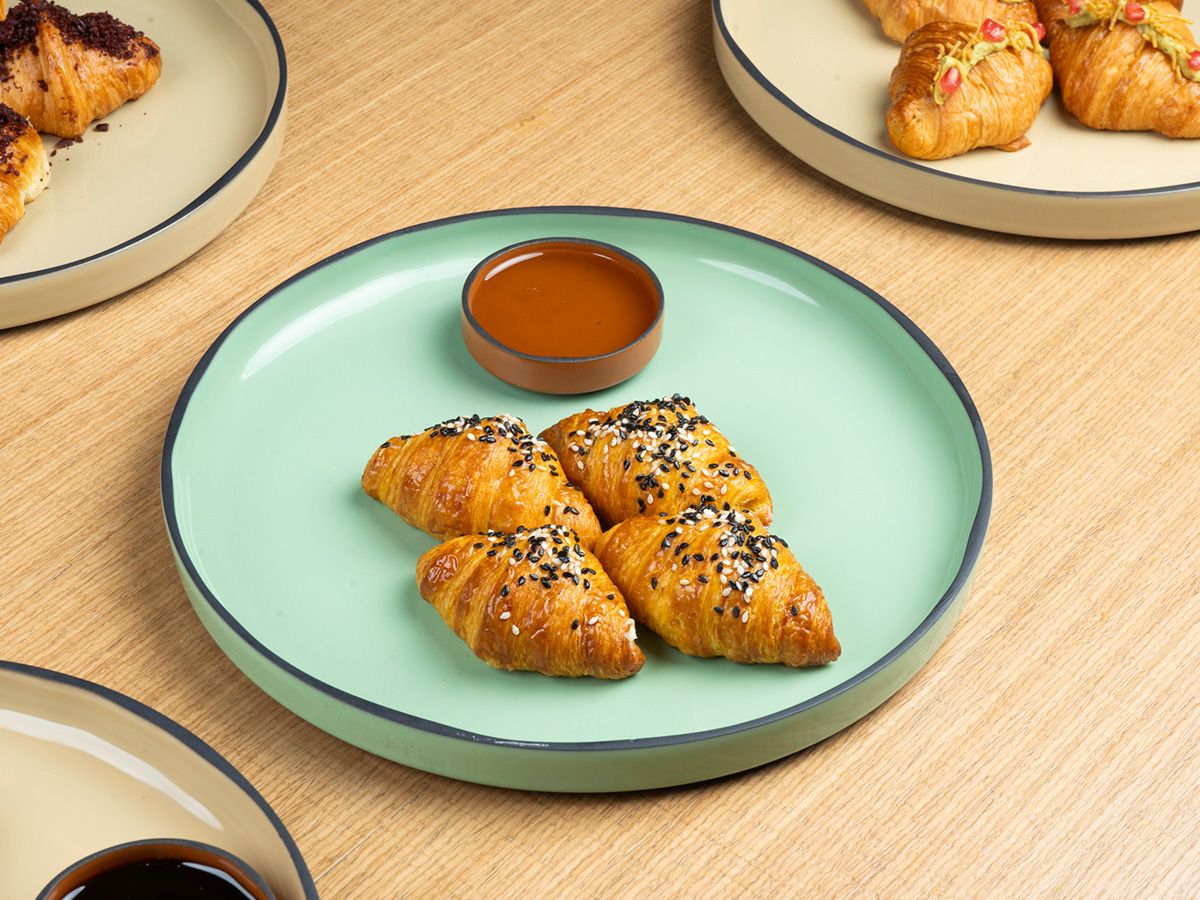 Beyond BakeHouse delivery service in UAE | Talabat